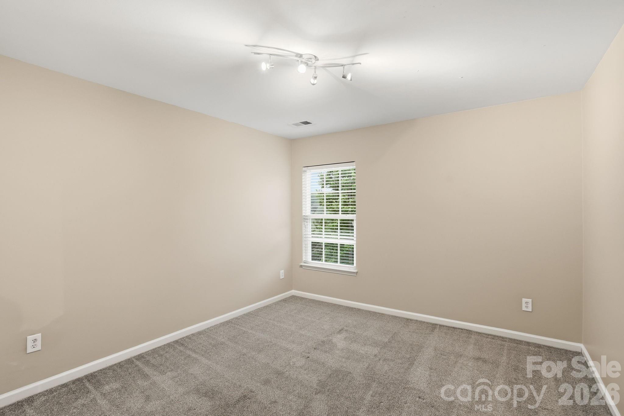 Photo 10 of 6427 Hermsley Road, Charlotte, NC