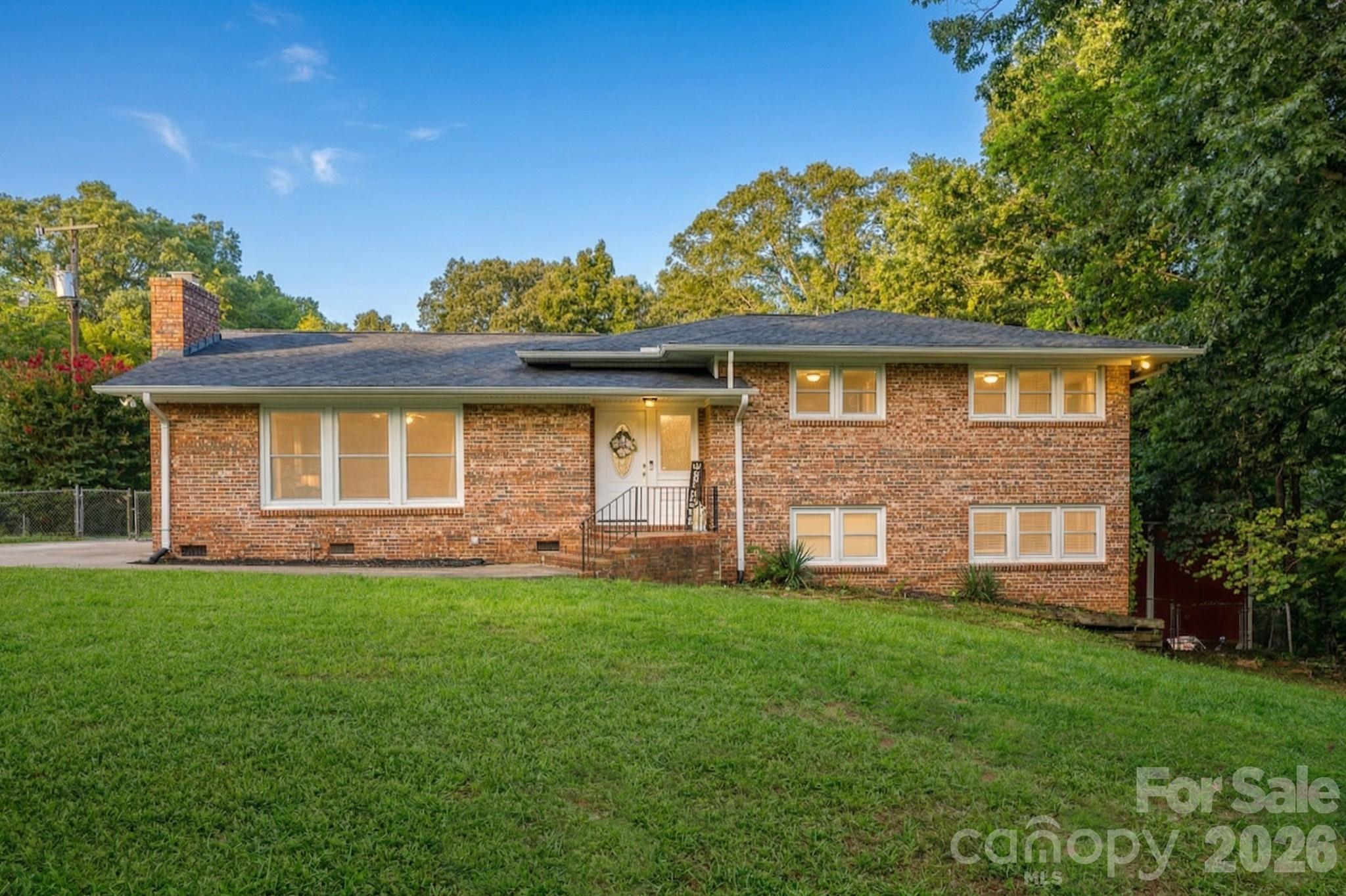 122 Crestwood Drive, Chester, SC