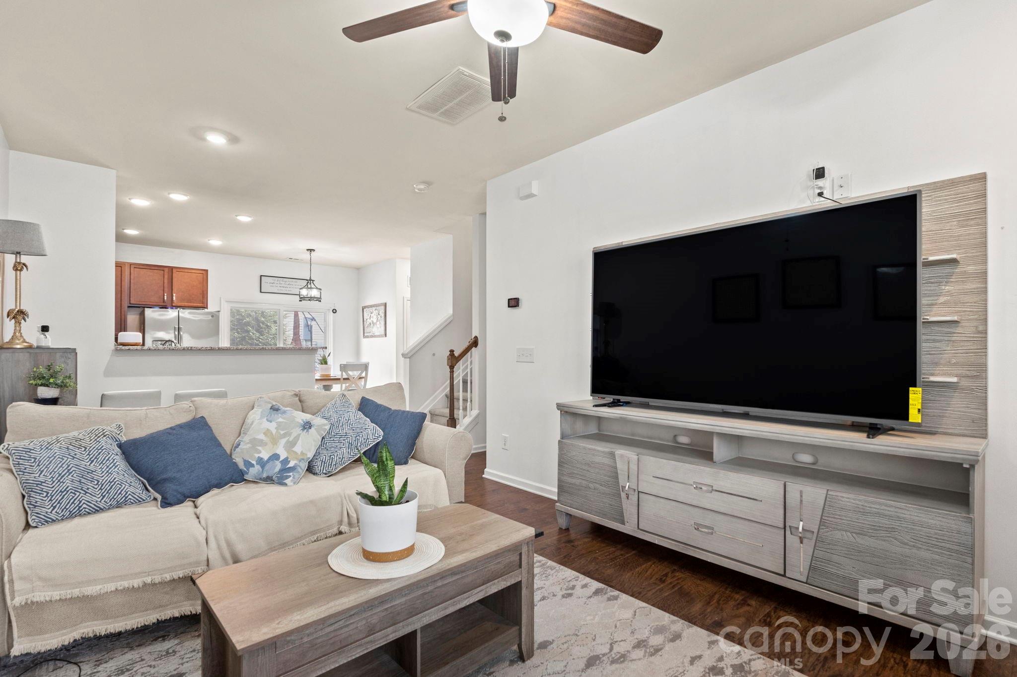 Photo 4 of 12221 Whiteside Drive, Charlotte, NC