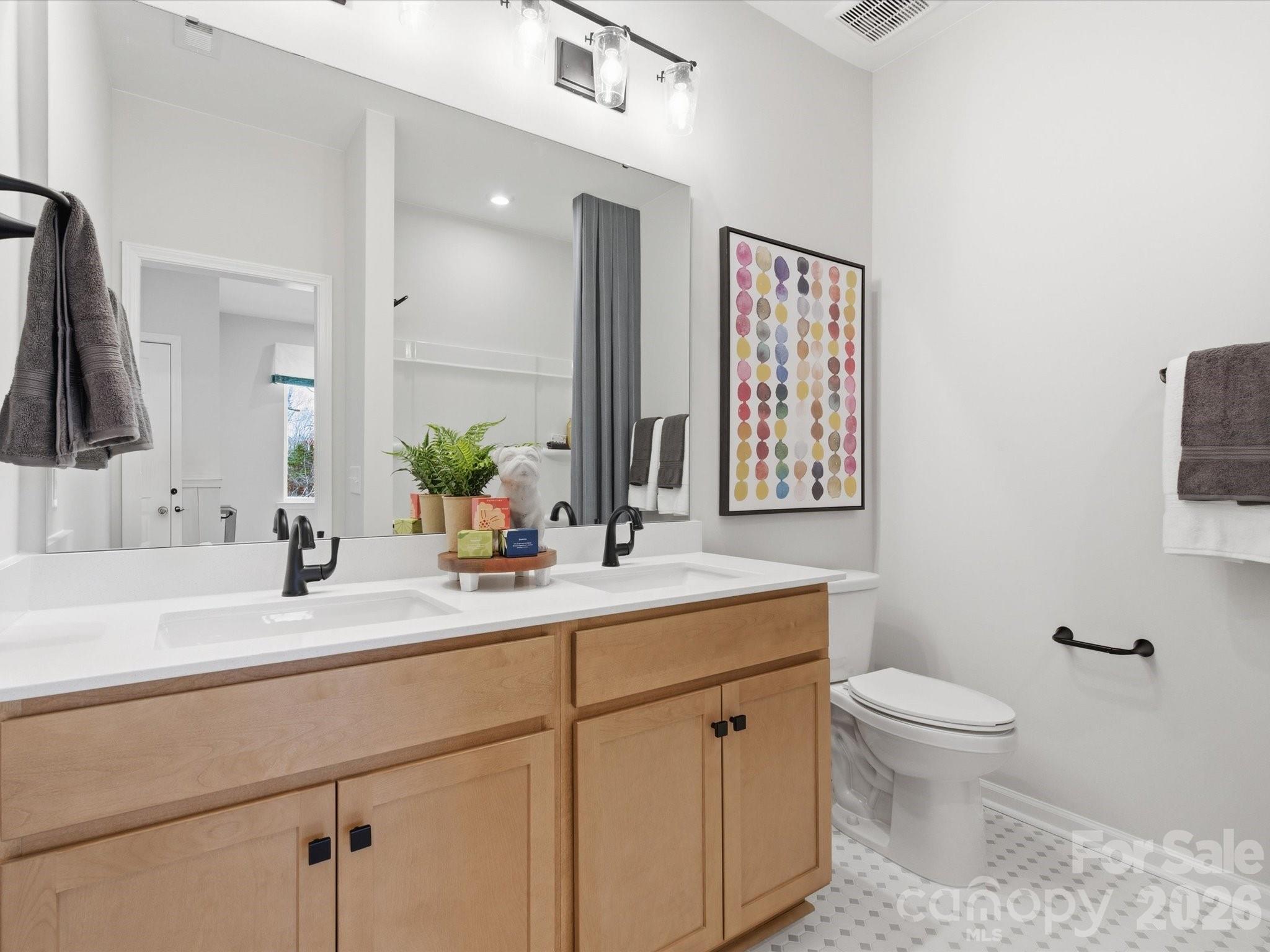 Photo 3 of 7129 Archimedes Lane, Charlotte, NC