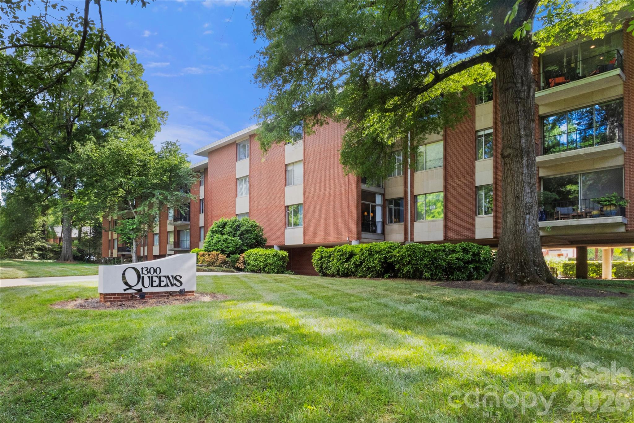 Home for sale at 1300 Queens Road309, Charlotte, NC — photo 1 of 29
