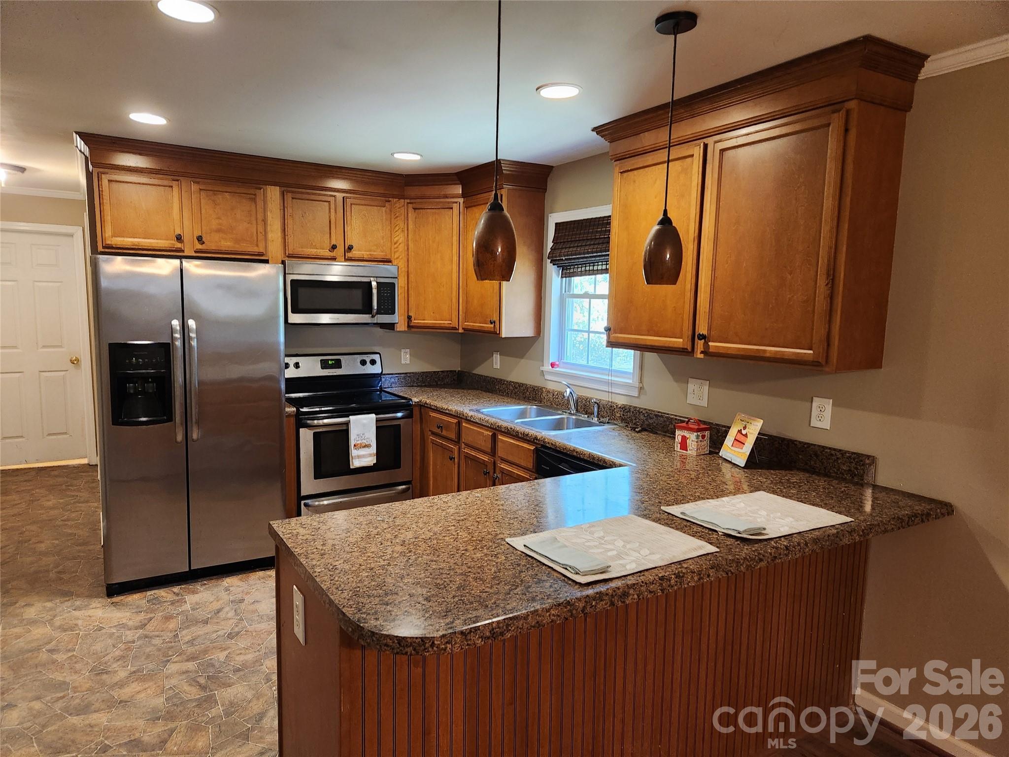 Photo 4 of 1404 W Mauney Avenue, Gastonia, NC