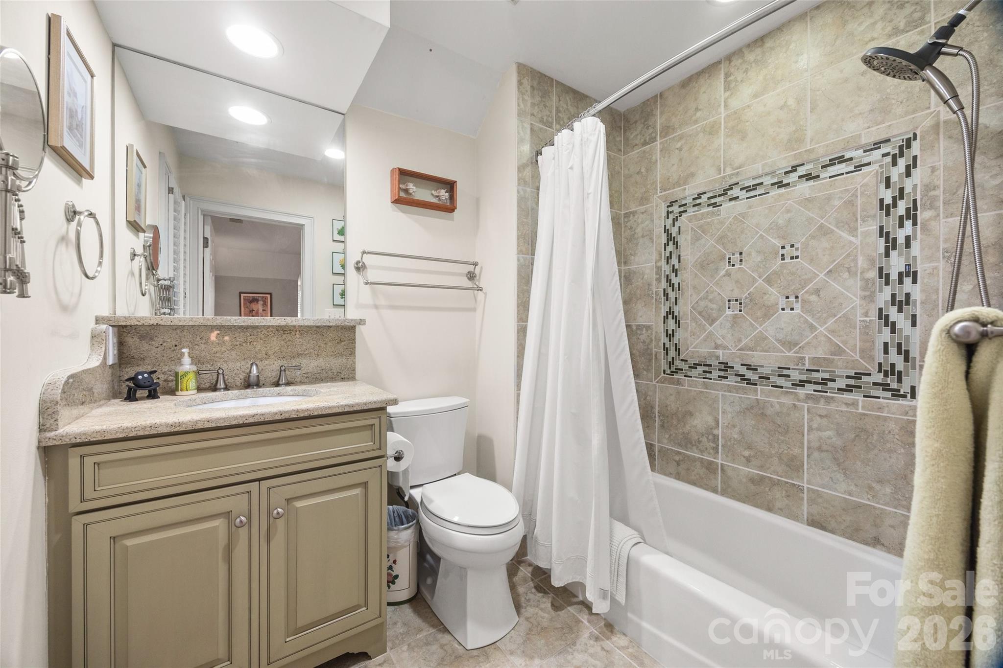 15901 Riverpointe Drive, Charlotte, NC - photo 33 of 48