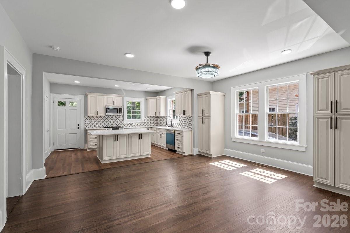 303 Lancaster Avenue, Monroe, NC - photo 9 of 41