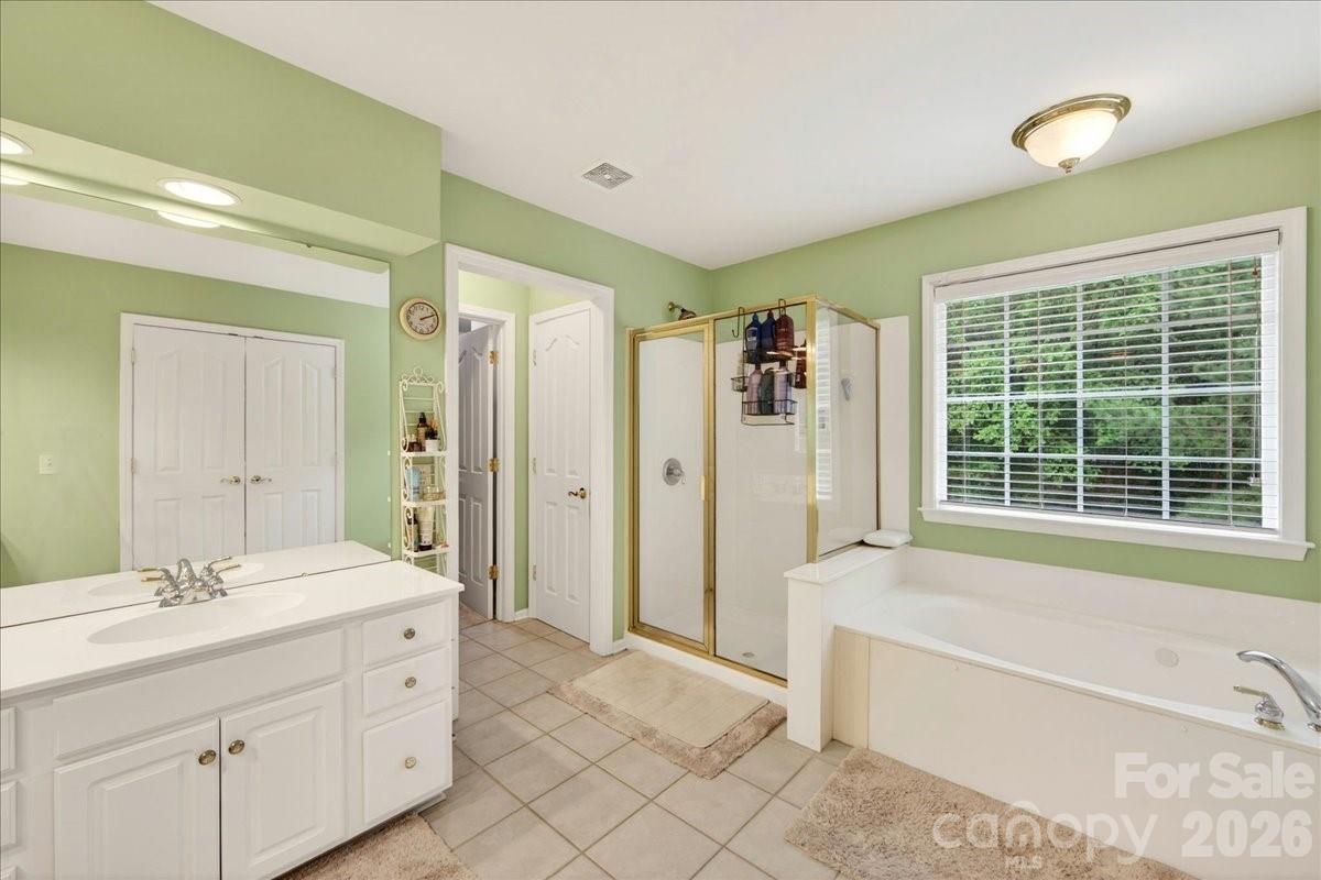 Photo 34 of 10604 Knight Castle Drive60, Charlotte, NC