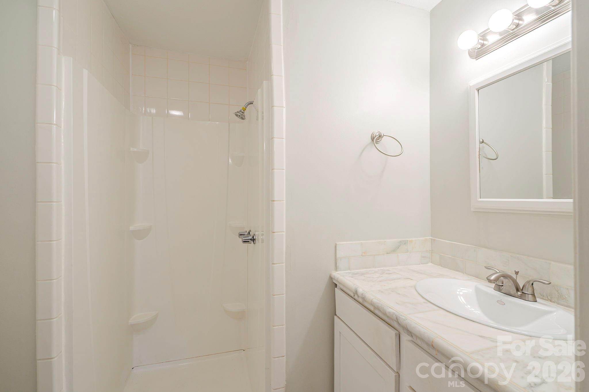 6410 Pineburr Court, Charlotte, NC - photo 23 of 38
