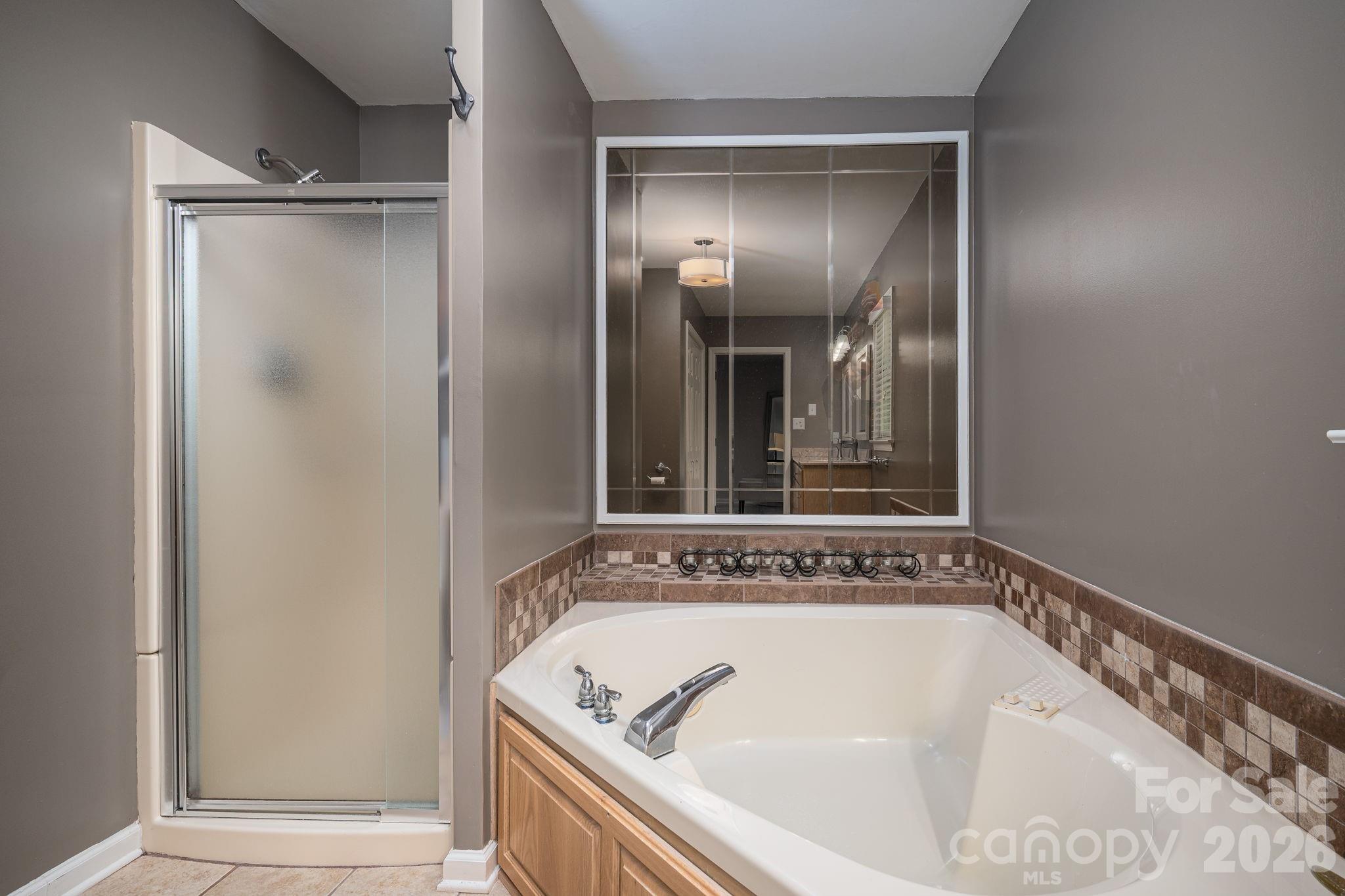 6097 Tuckborough Road, Hickory, NC - photo 26 of 48
