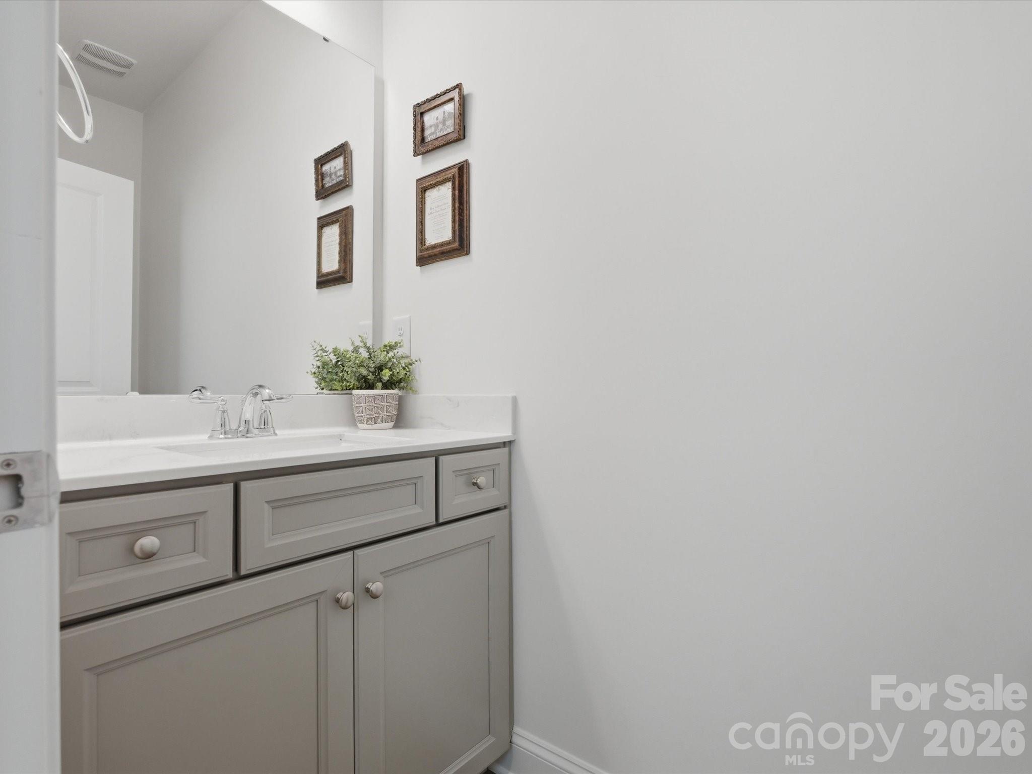 6024 Hampstead Pond Lane, Matthews, NC - photo 17 of 33