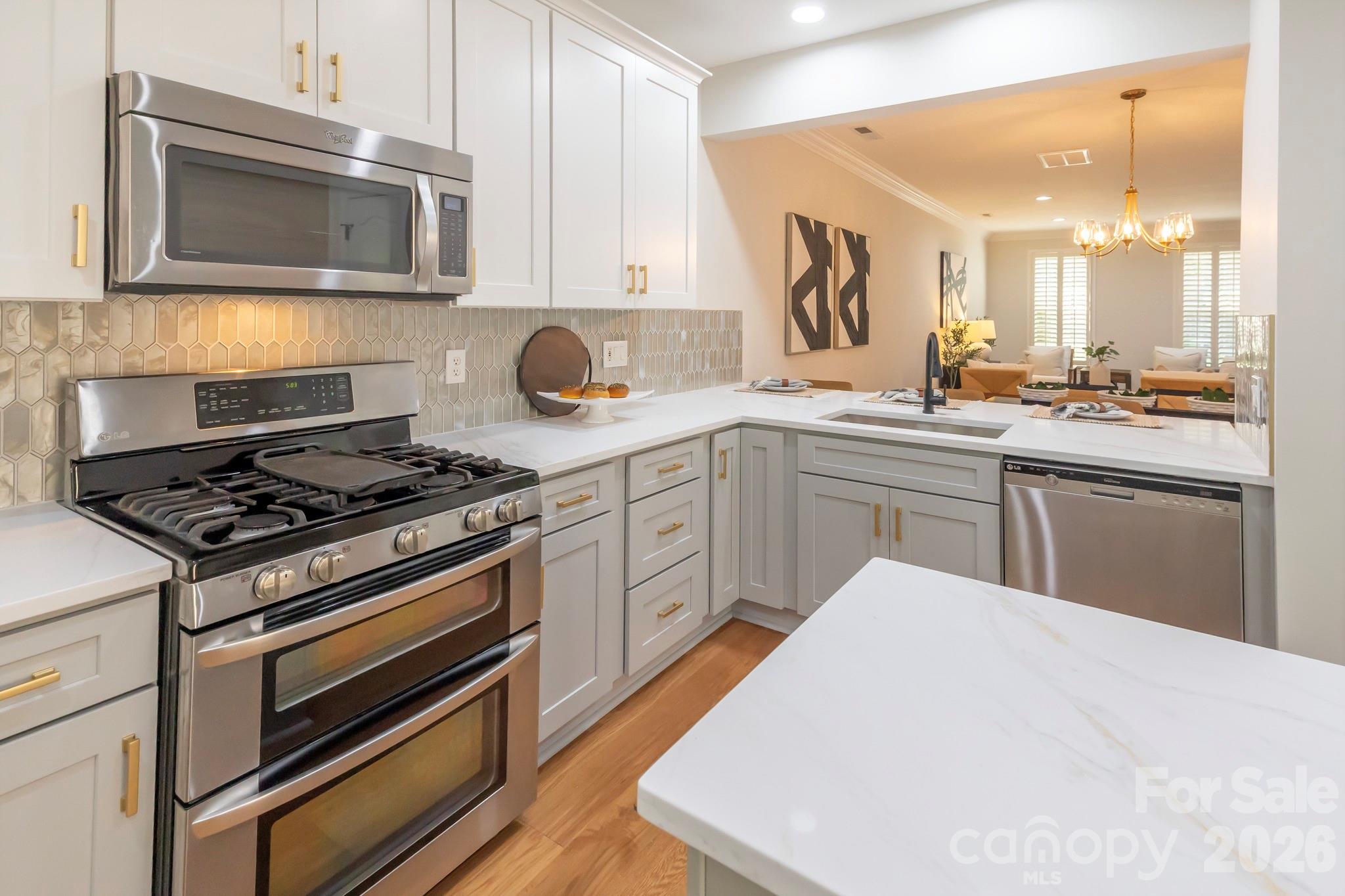 Photo 9 of 9323 Bonnie Briar Circle, Charlotte, NC