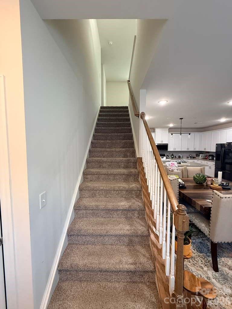 Photo 11 of 11908 Redleaf Drive, Charlotte, NC