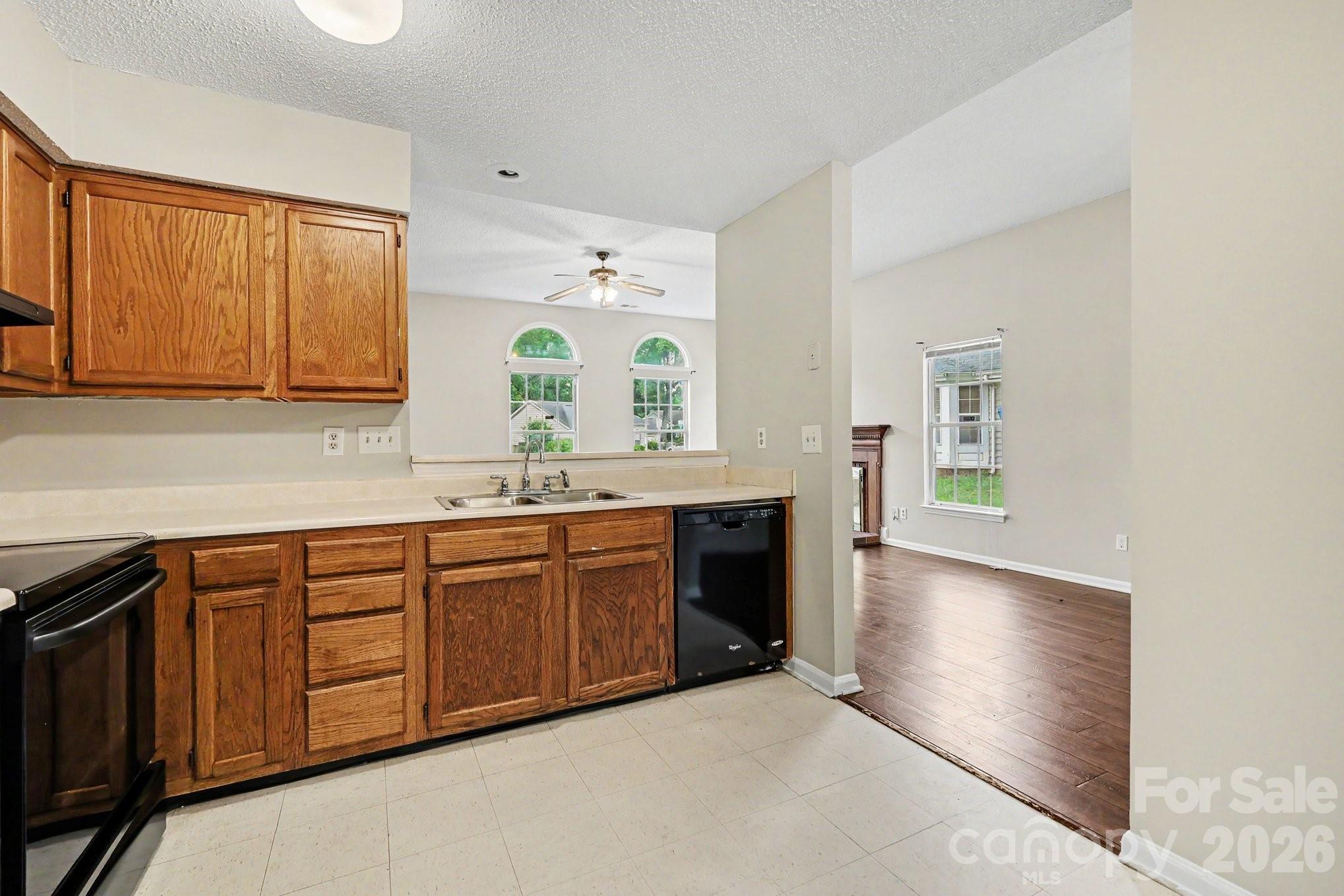 Photo 12 of 7925 Turquoise Drive, Charlotte, NC