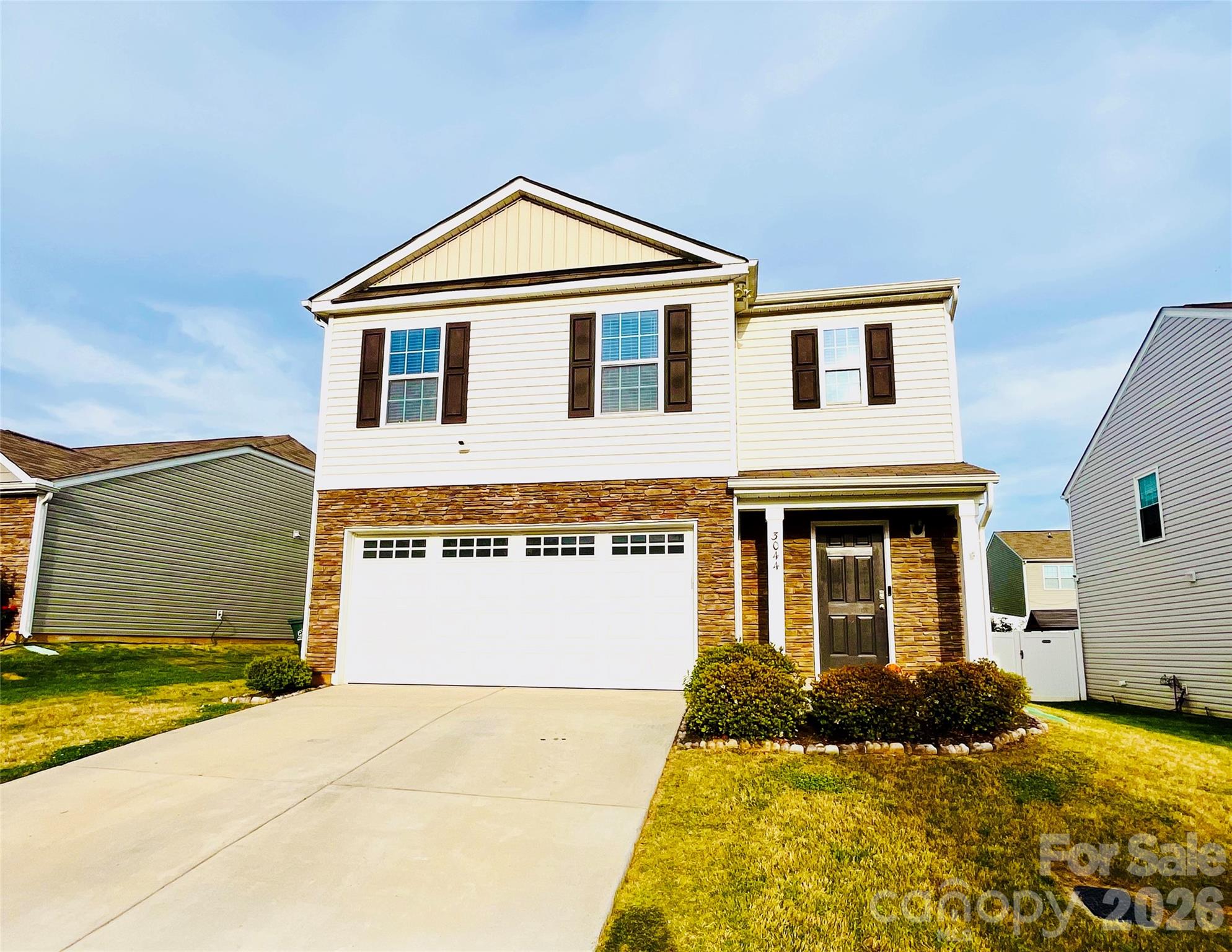 3044 Winesap Drive, Dallas, NC