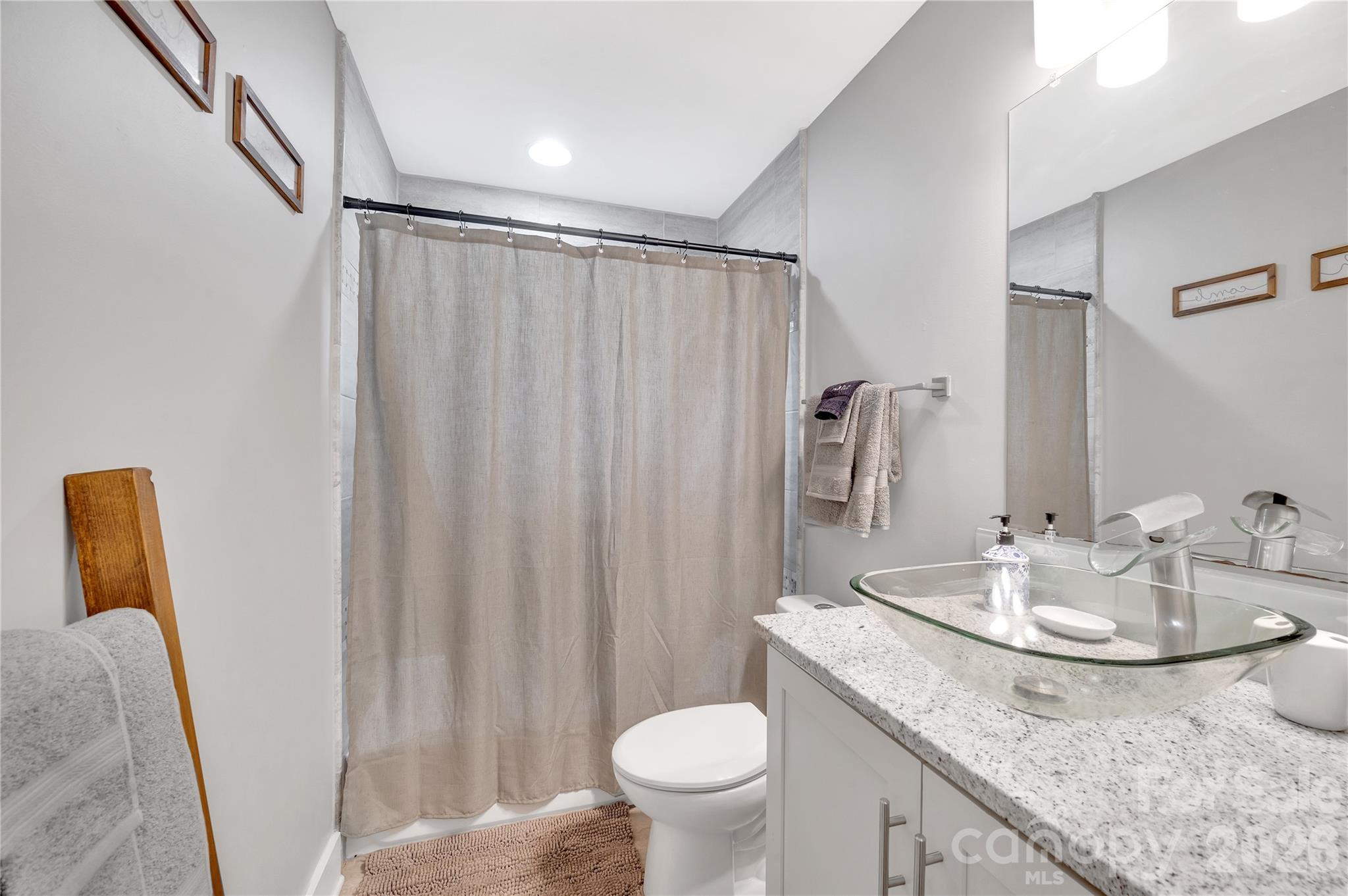Photo 15 of 2025 Ibis Court, Charlotte, NC