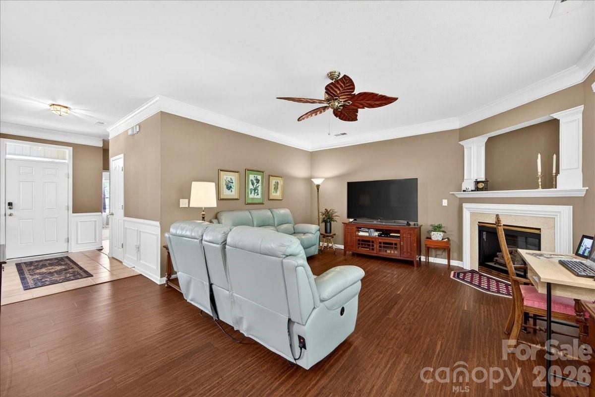 Photo 7 of 16046 Stuarts Draft Court, Charlotte, NC