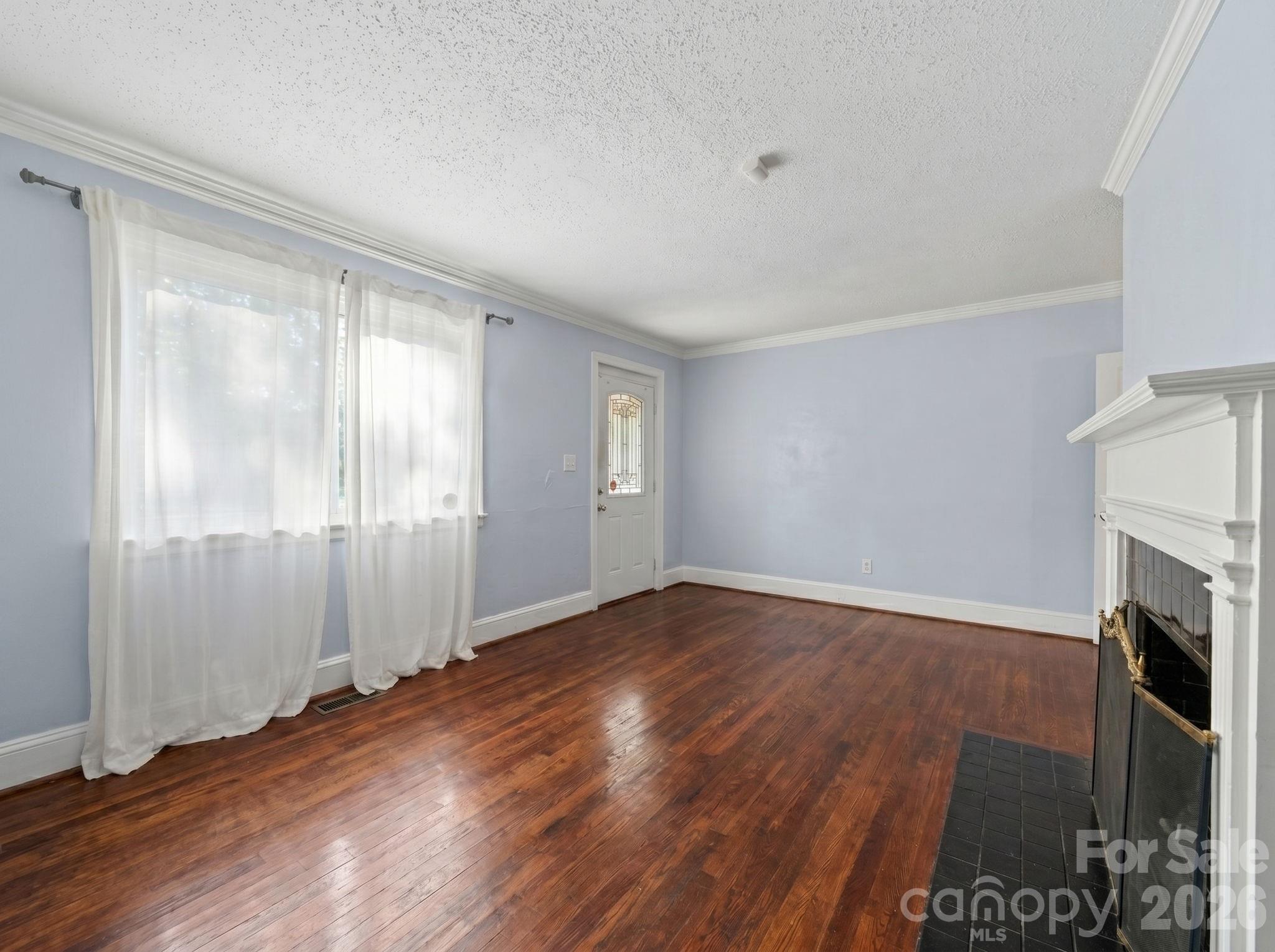 2120 Amesbury Avenue, Charlotte, NC - photo 9 of 37