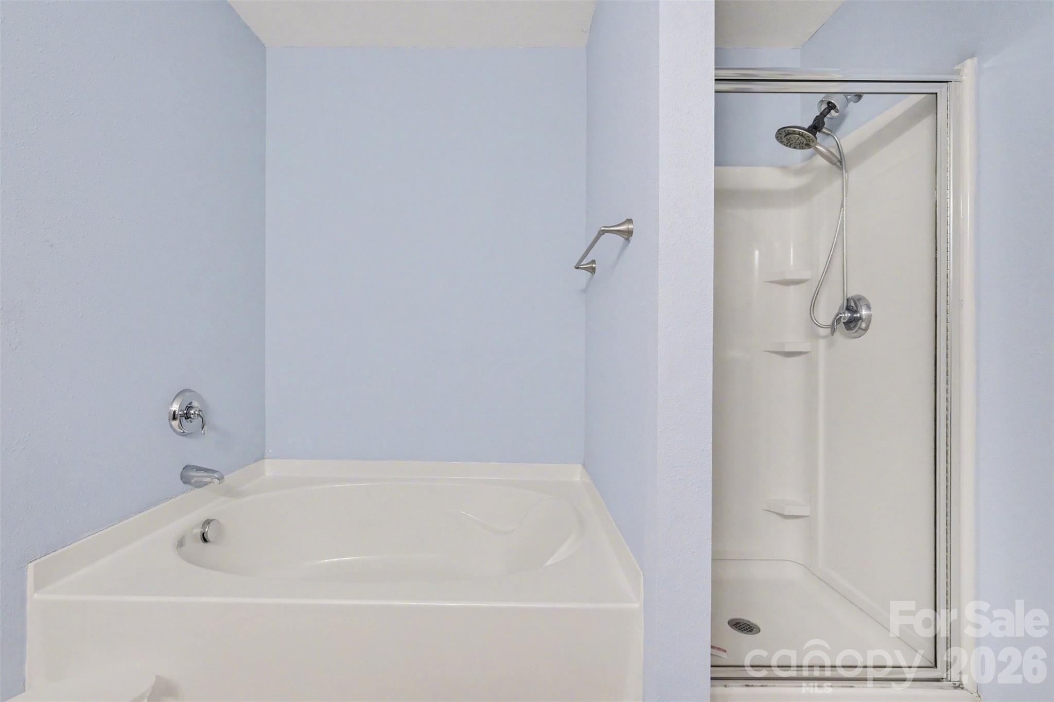 Photo 33 of 14212 Waterlyn Drive, Charlotte, NC