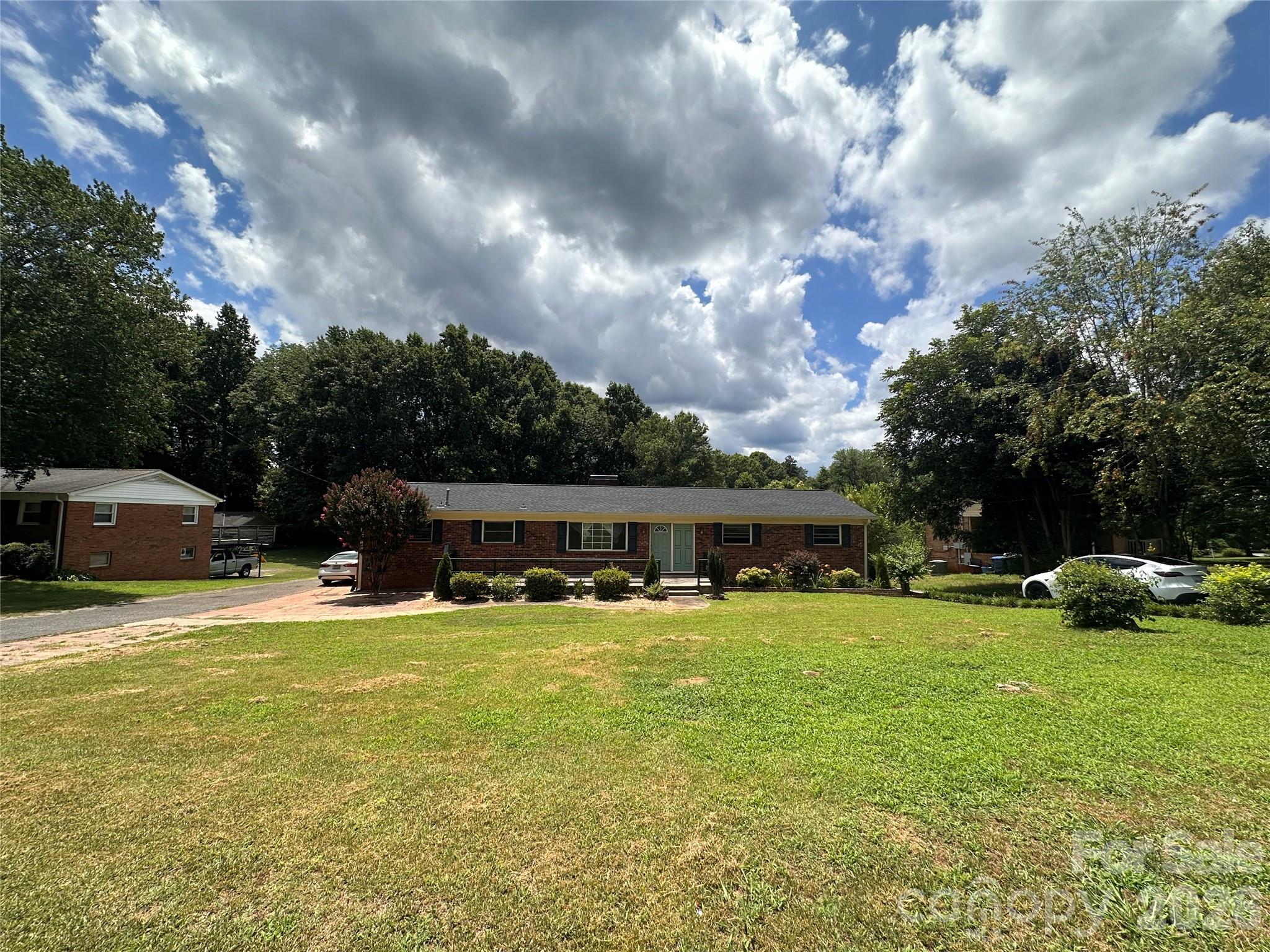Photo 2 of 9716 Sunway Drive, Mint Hill, NC