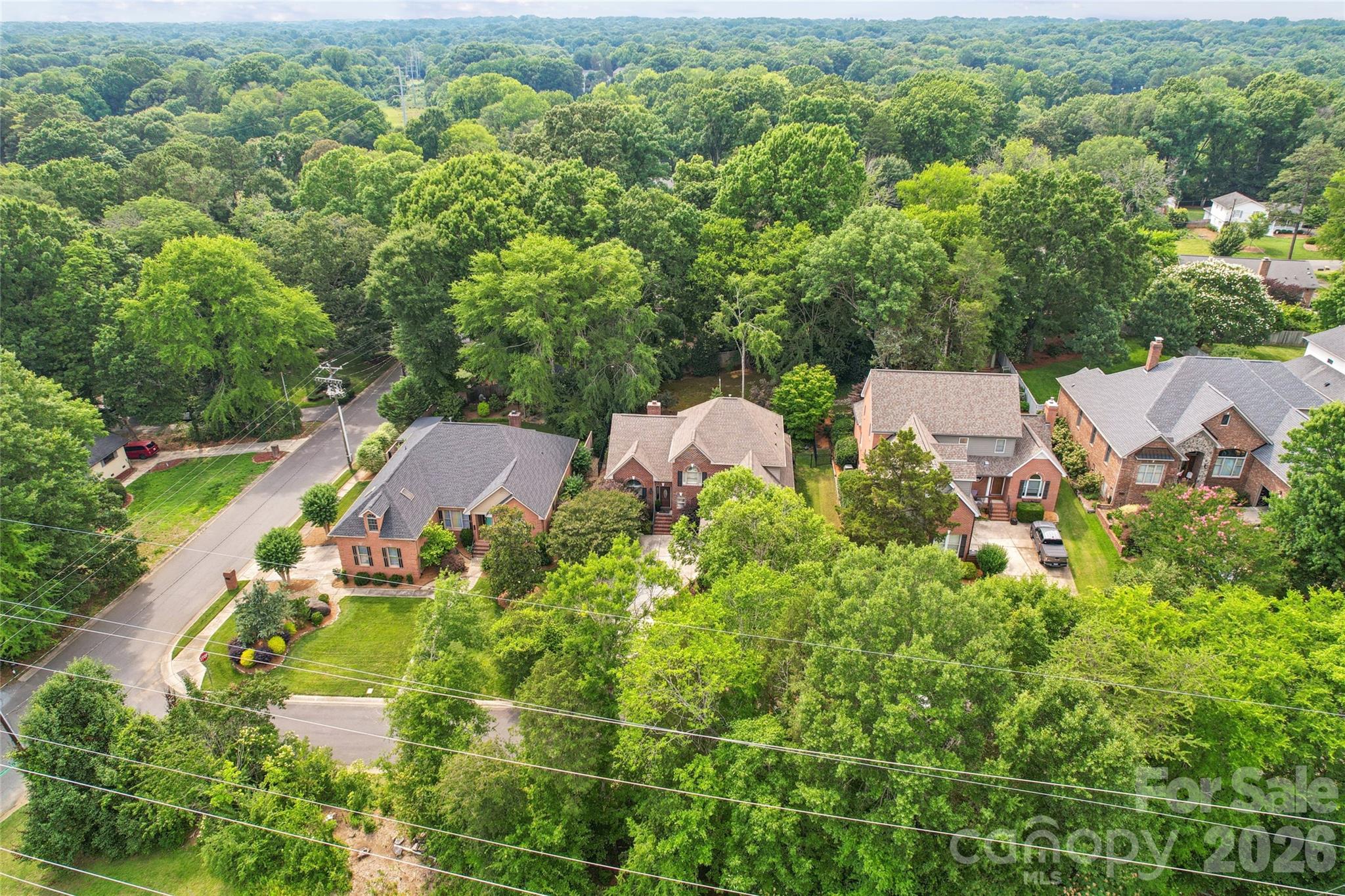 Photo 4 of 6784 Lynrose Court, Charlotte, NC