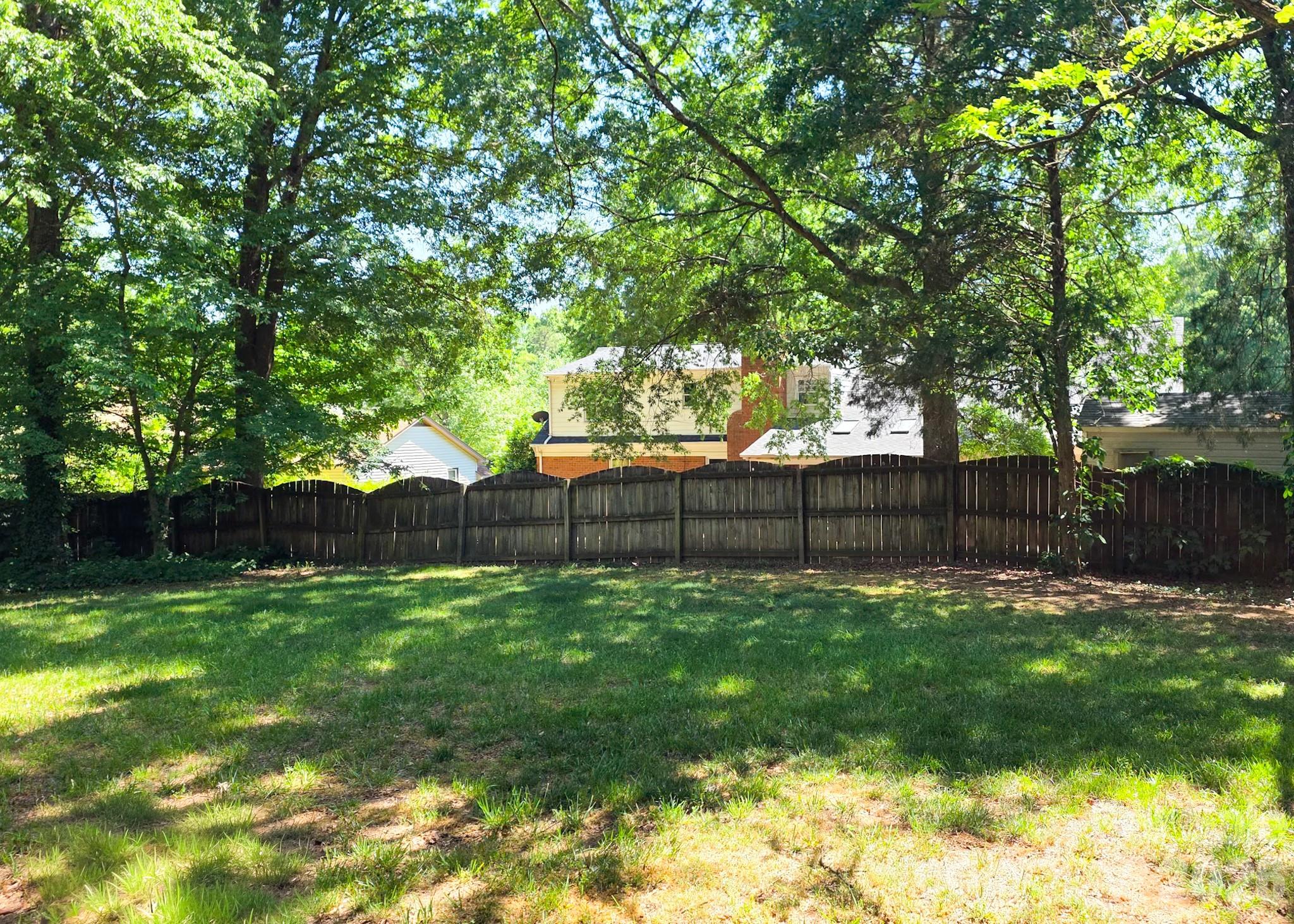 Photo 33 of 7040 Summer Place, Charlotte, NC