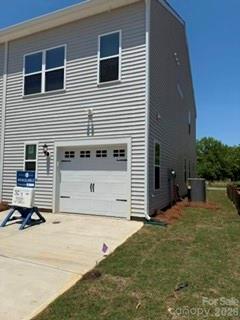 Photo 4 of 4618 Lakeview Road, Charlotte, NC