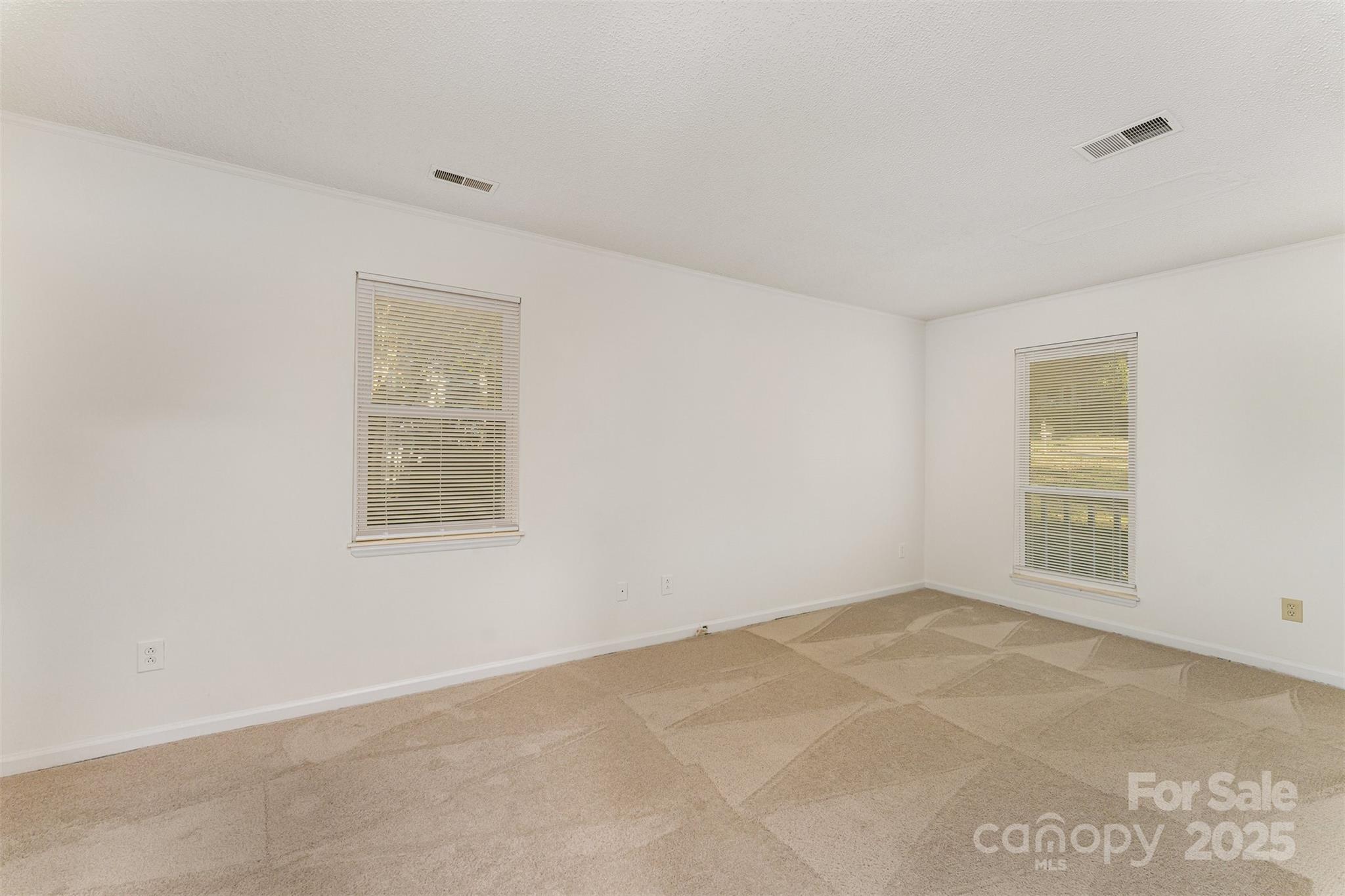Photo 13 of 2319 Oak Leigh Drive, Charlotte, NC