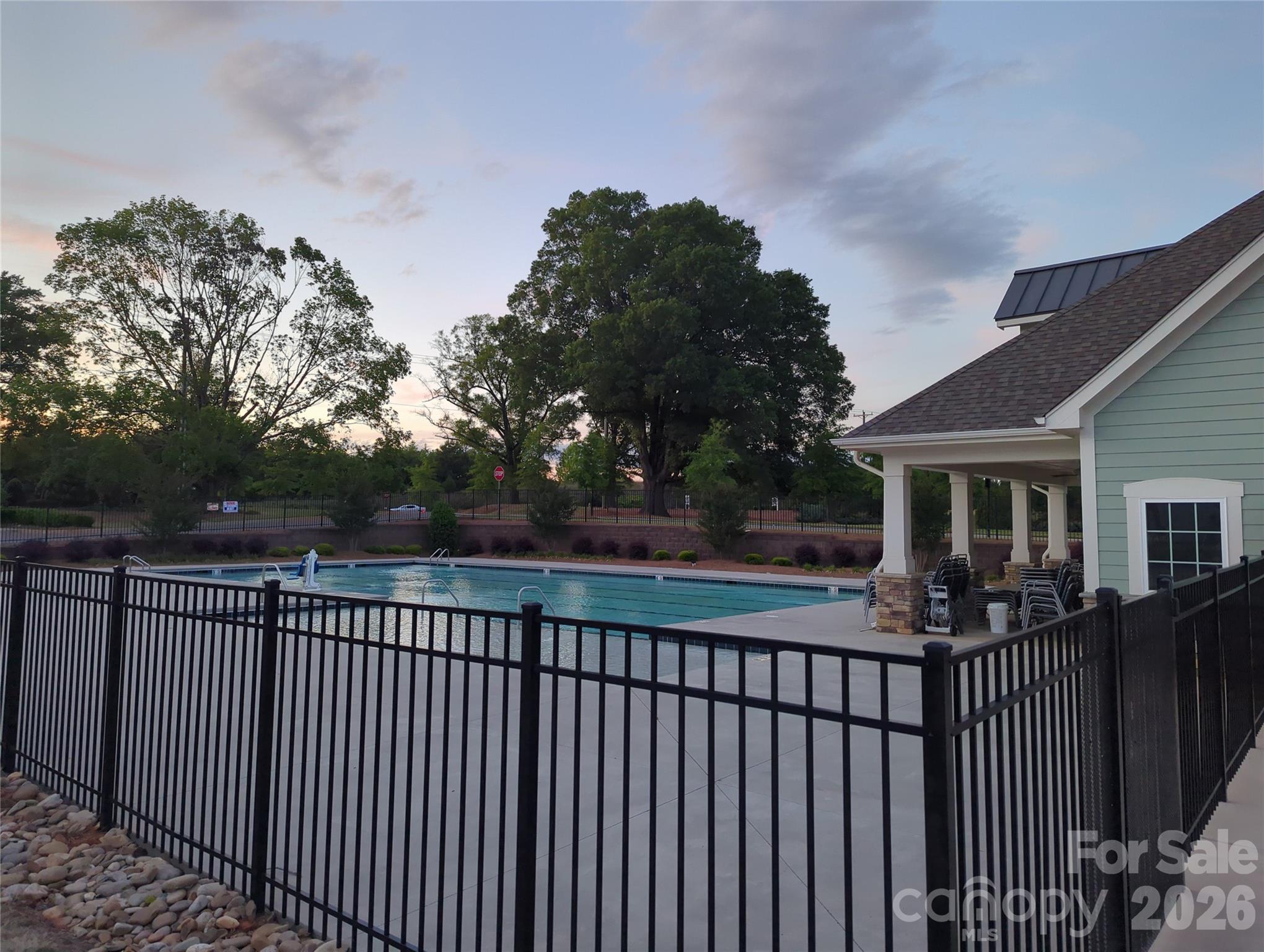 Photo 33 of 3206 Cheyney Park Drive, Charlotte, NC