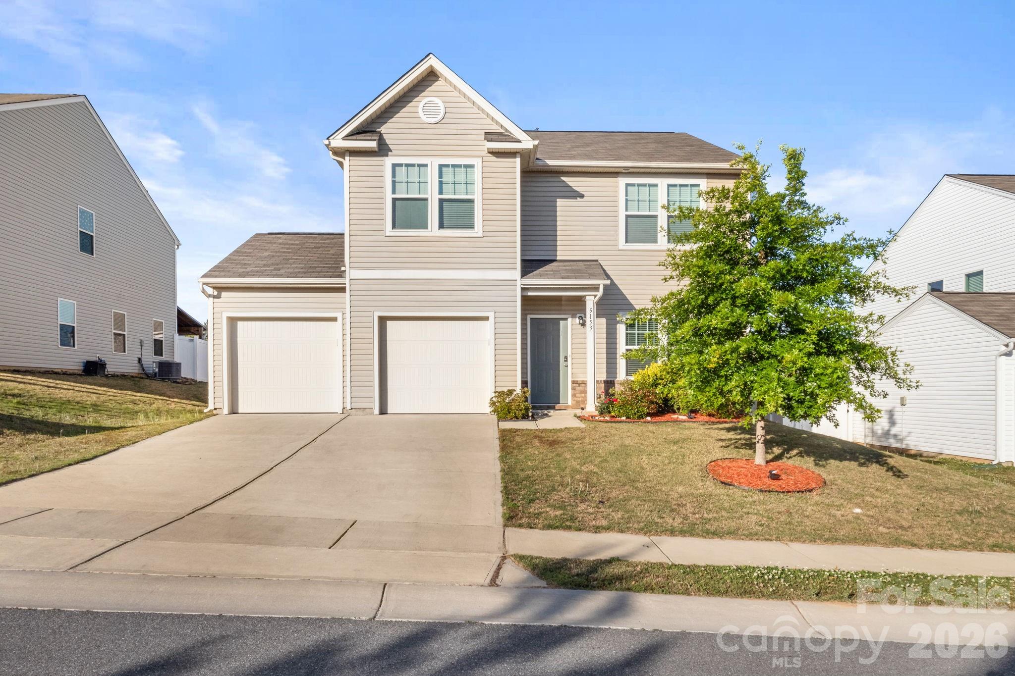 5153 Meanna Drive, Clover, SC - photo 2 of 27