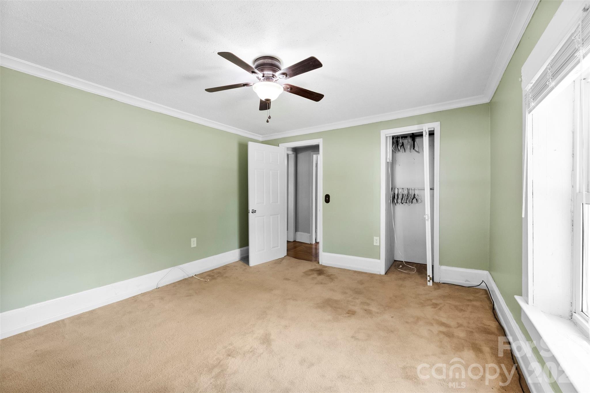 602 E Lee Avenue, Bessemer City, NC - photo 6 of 28