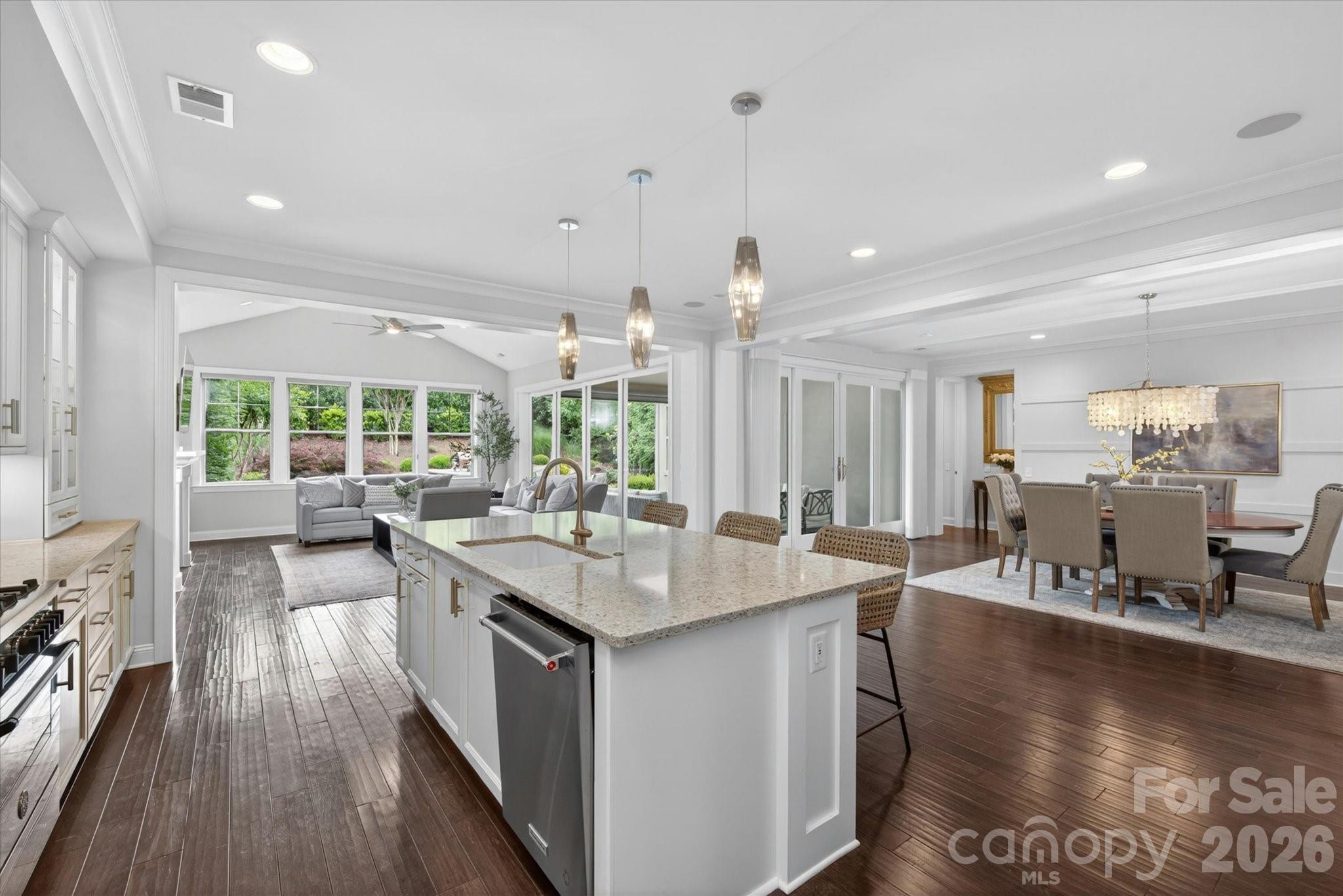 Photo 11 of 5139 Providence Retreat Lane, Charlotte, NC