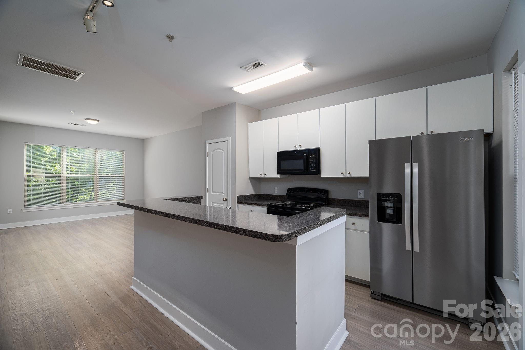Photo 9 of 1012 Skyline View Way, Charlotte, NC