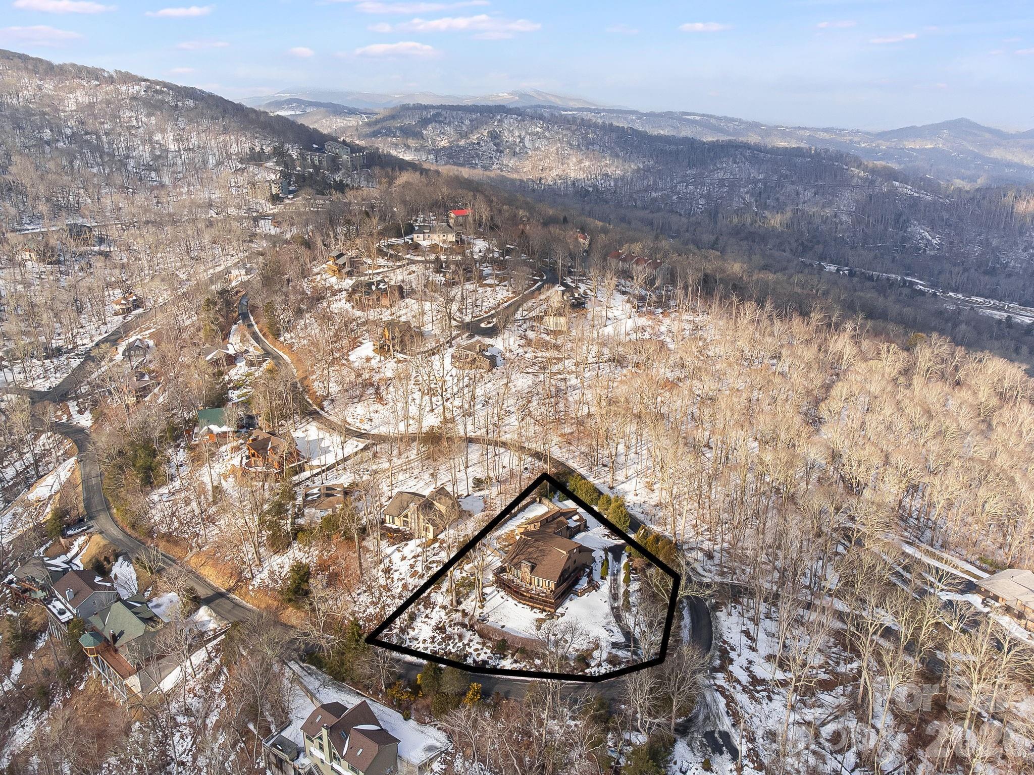 301 Highland Circle, Sugar Mountain, NC - photo 46 of 49