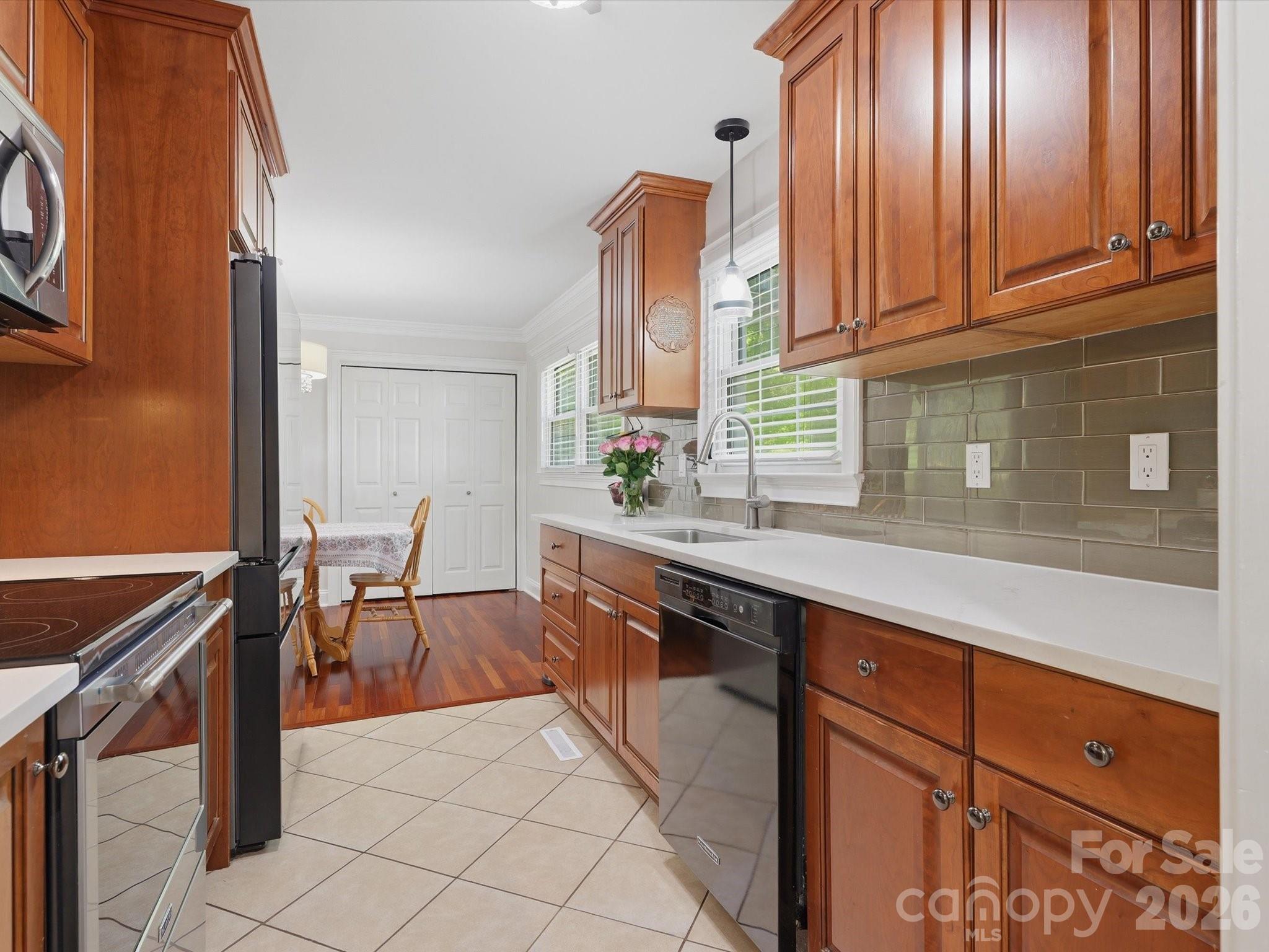 217 Hughey Drive, Gastonia, NC - photo 6 of 40