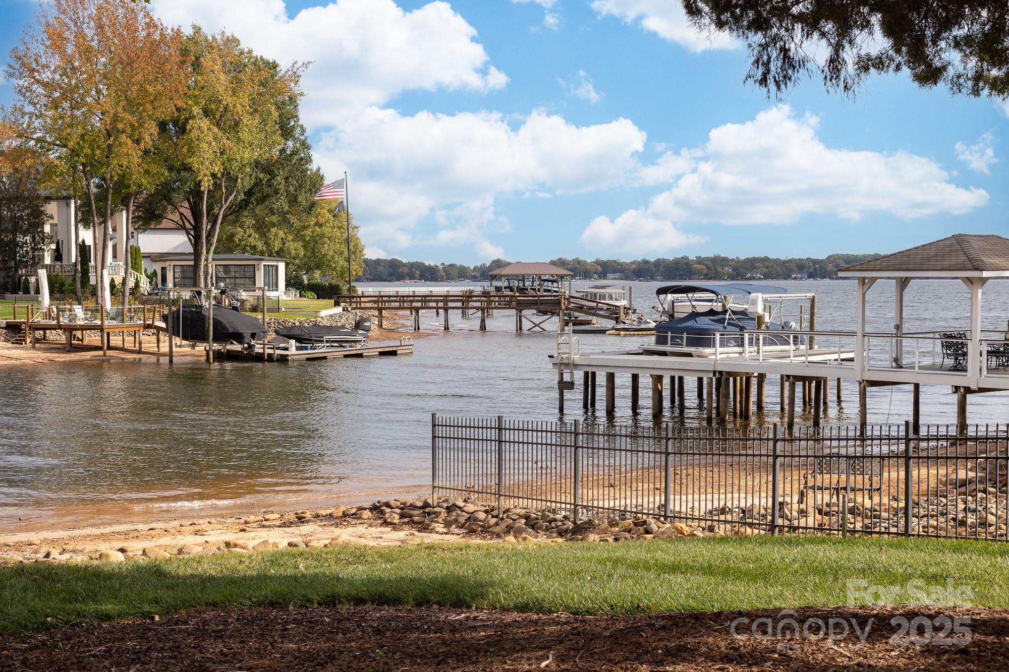 18316 Mainsail Pointe Drive, Cornelius, NC - photo 26 of 46