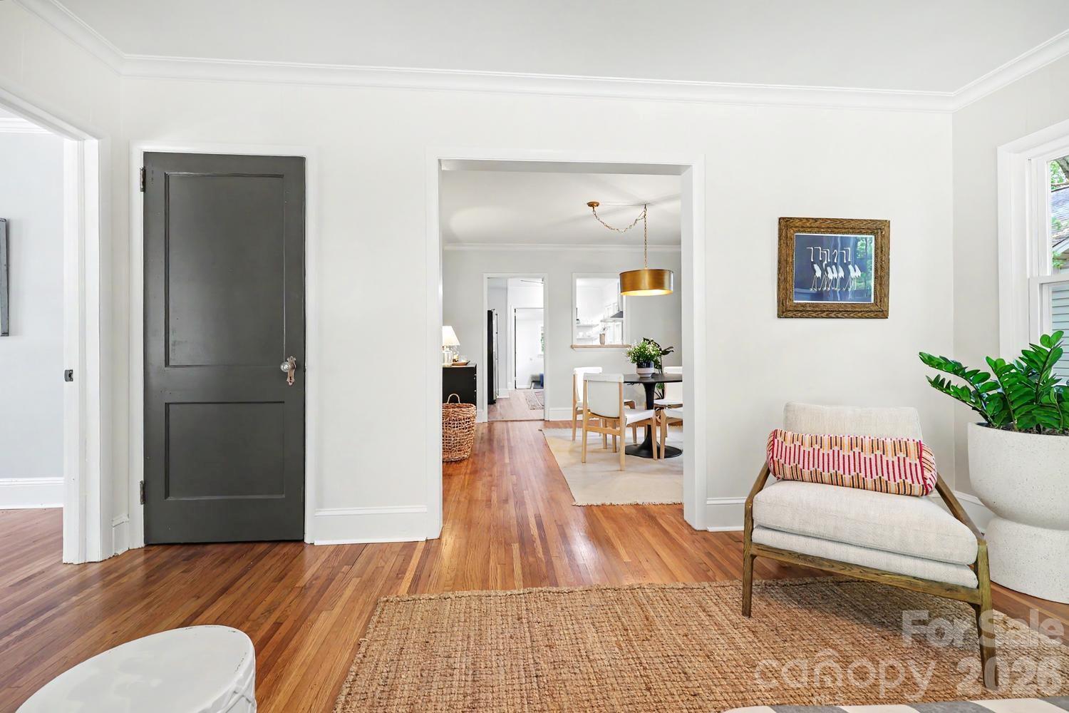 Photo 8 of 1012 E 35th Street, Charlotte, NC
