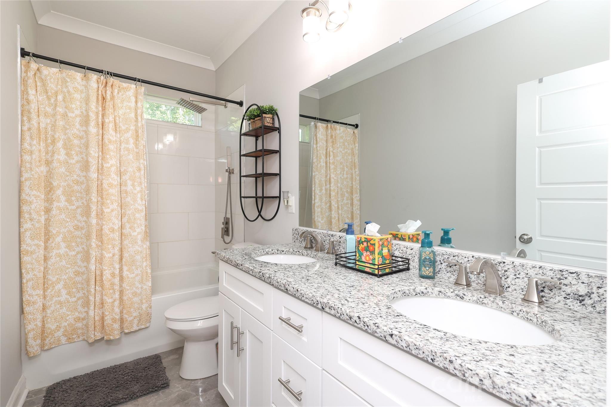 Photo 21 of 10105 Greenwood Court, Charlotte, NC