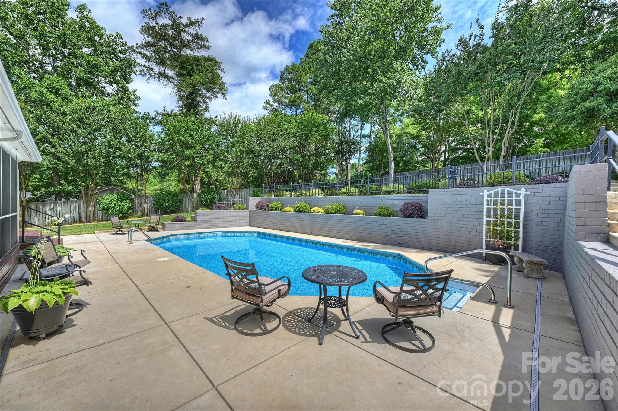 Photo 36 of 4013 Bridgewood Lane, Charlotte, NC