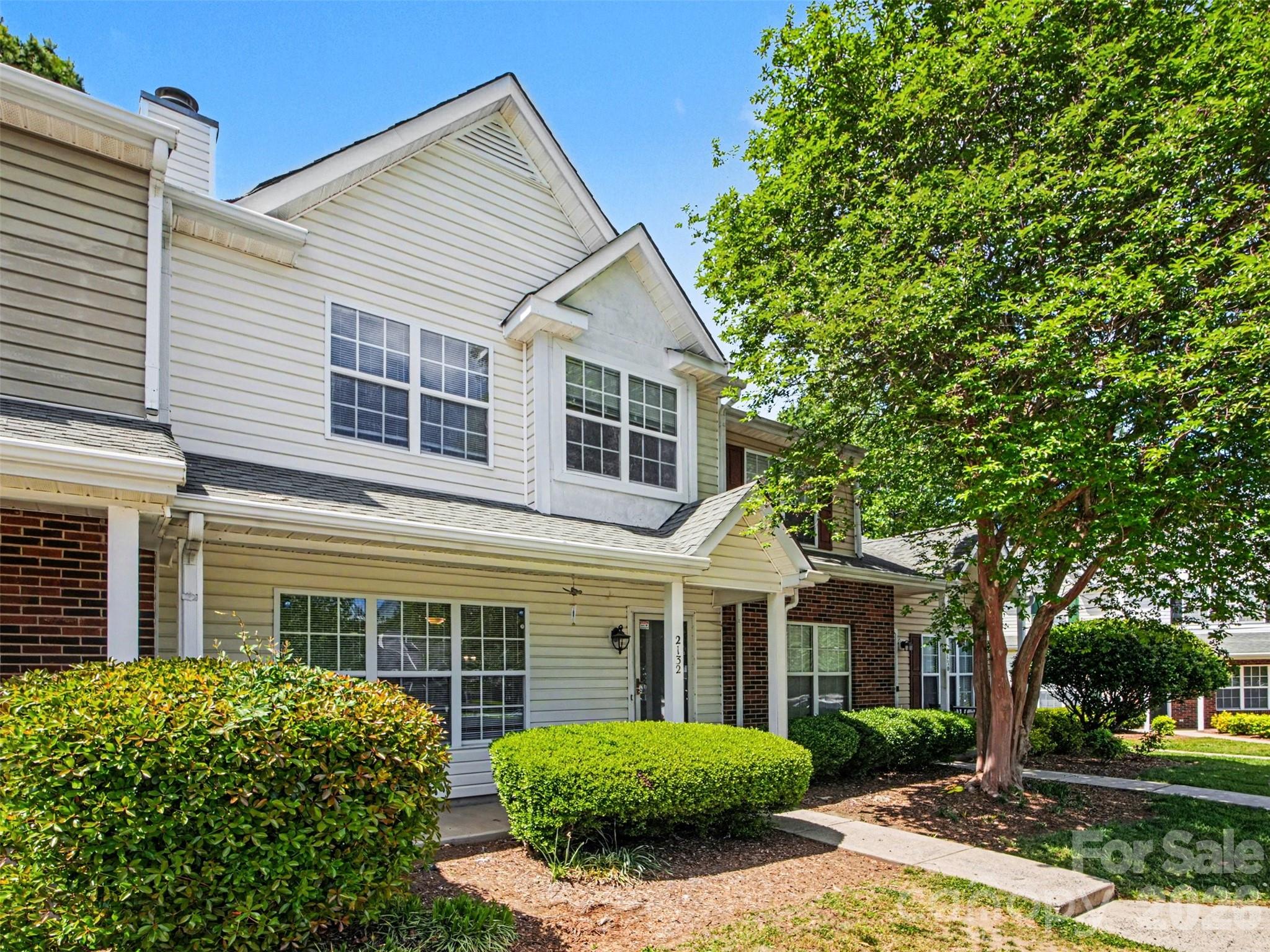 Photo 4 of 2132 Preakness Court, Charlotte, NC