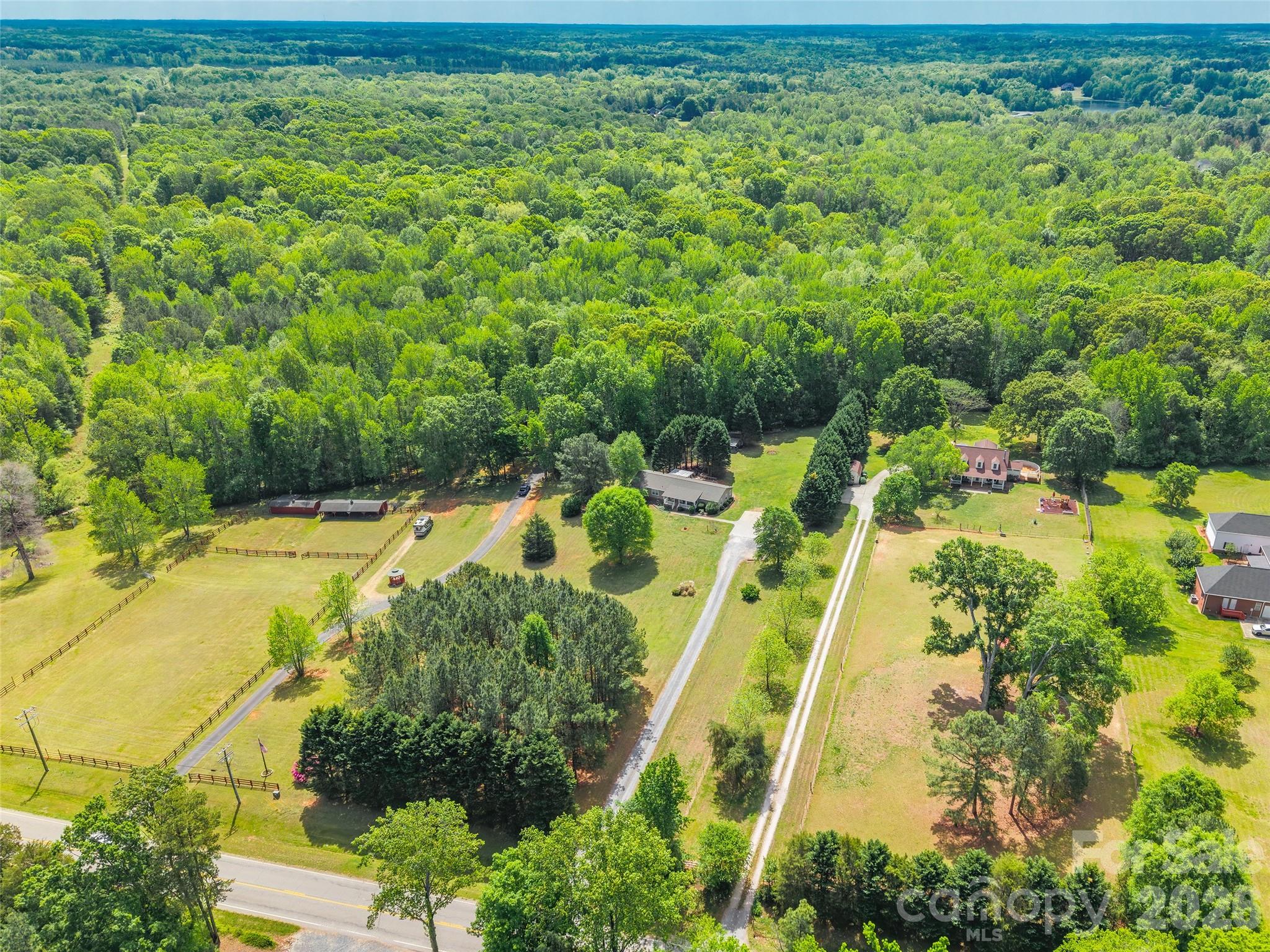 Photo 3 of 1551 Charlotte Highway, York, SC