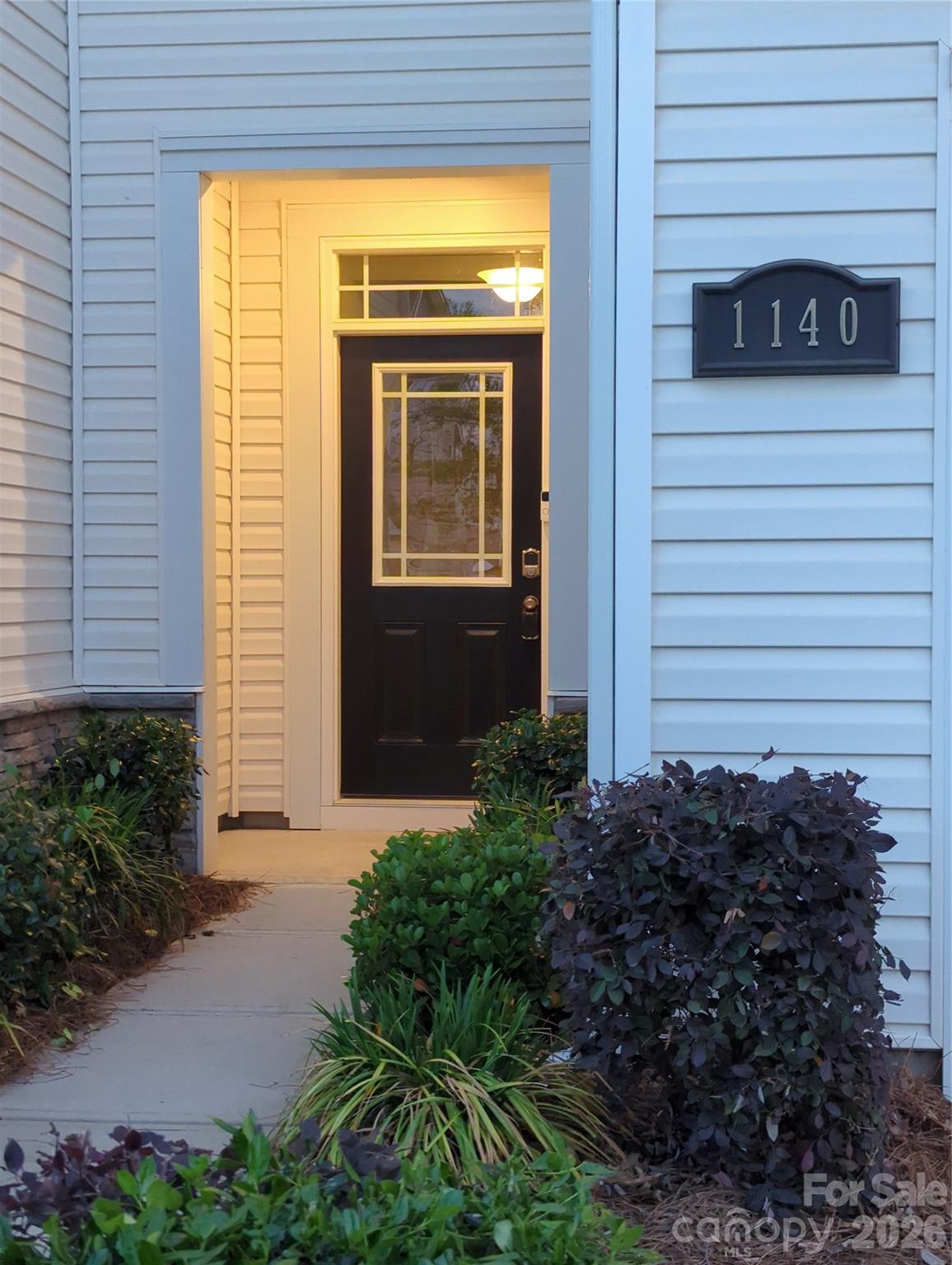 Home for sale at 1140 Bigelow Street, Charlotte, NC — photo 1 of 27