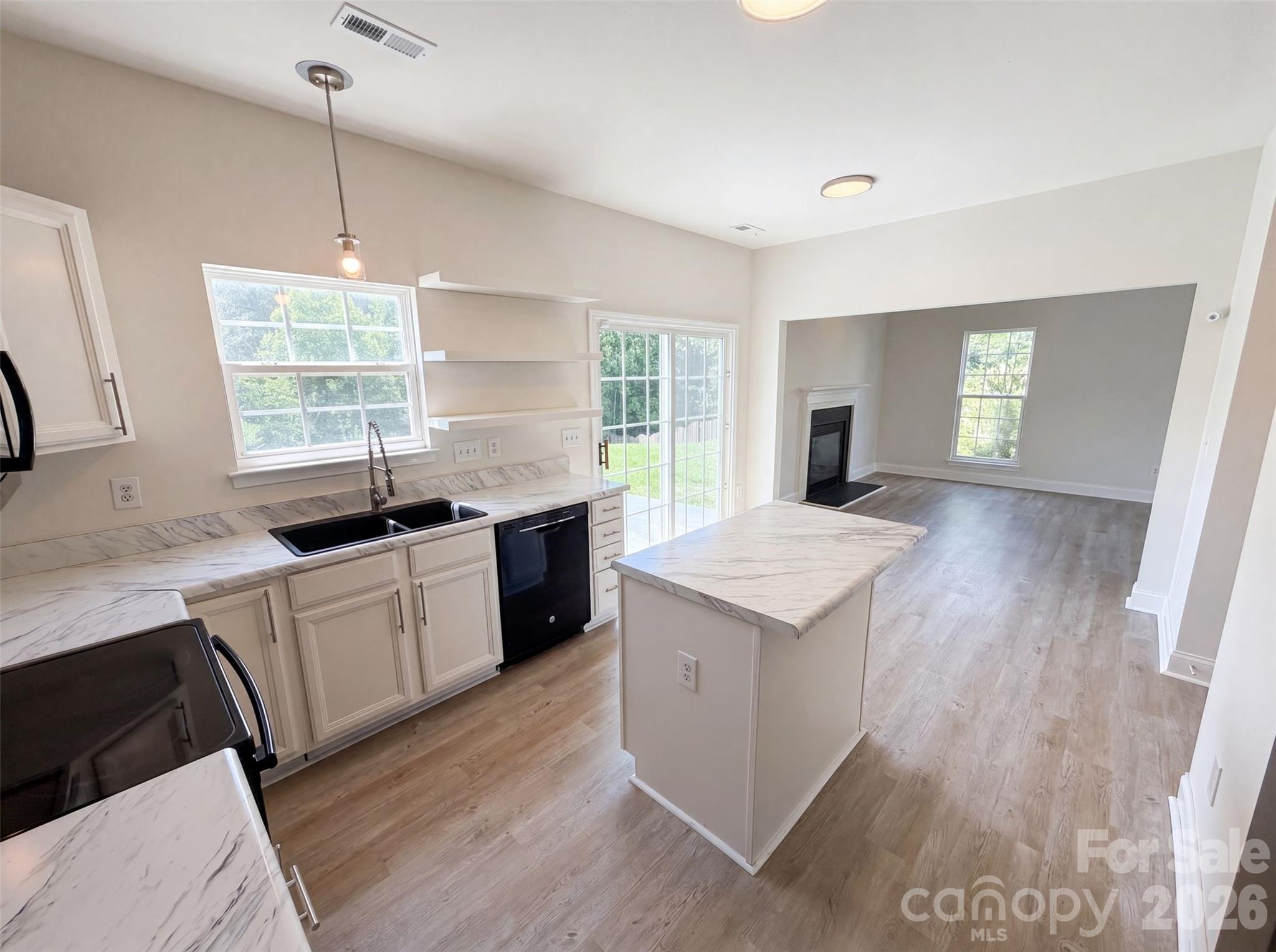 Photo 9 of 11805 Guildhall Lane, Charlotte, NC