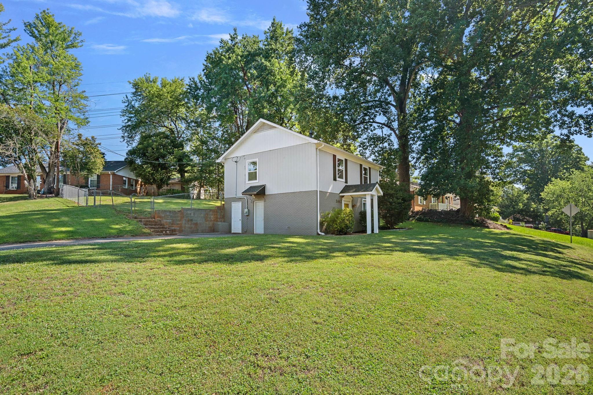 Photo 15 of 5662 Coulee Place, Charlotte, NC