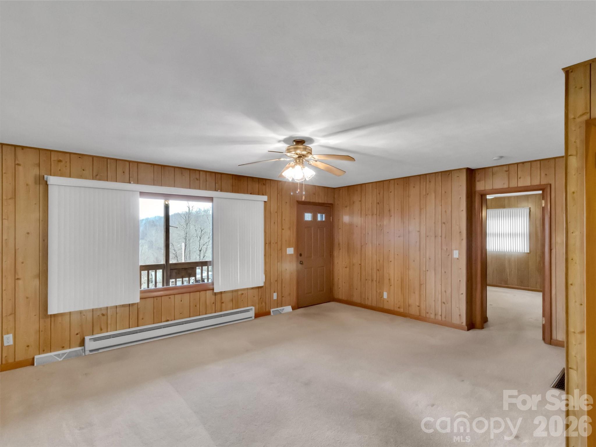 122 Vinewood Drive, Waynesville, NC - photo 8 of 46
