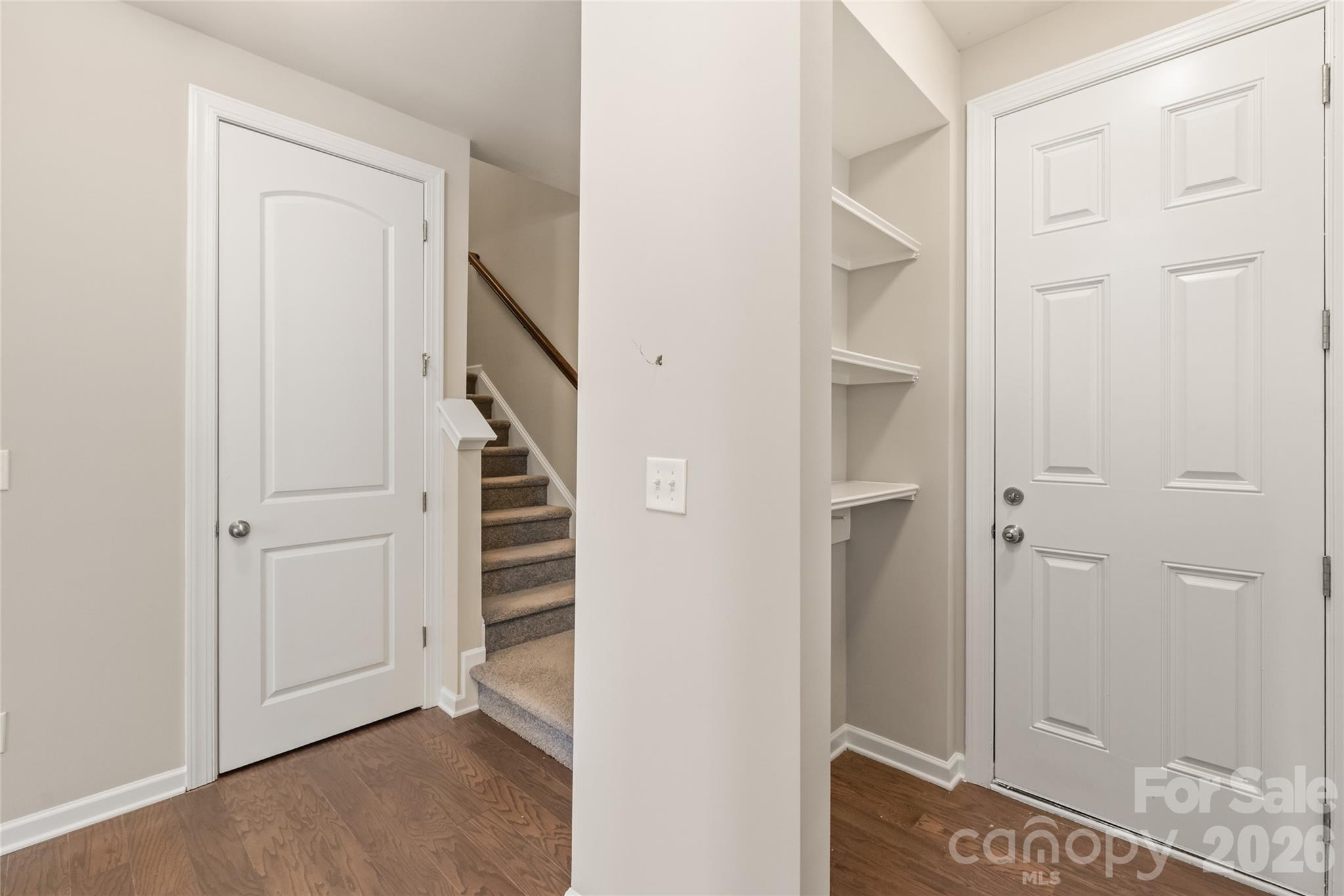 Photo 4 of 5662 Stonewells Drive, Charlotte, NC