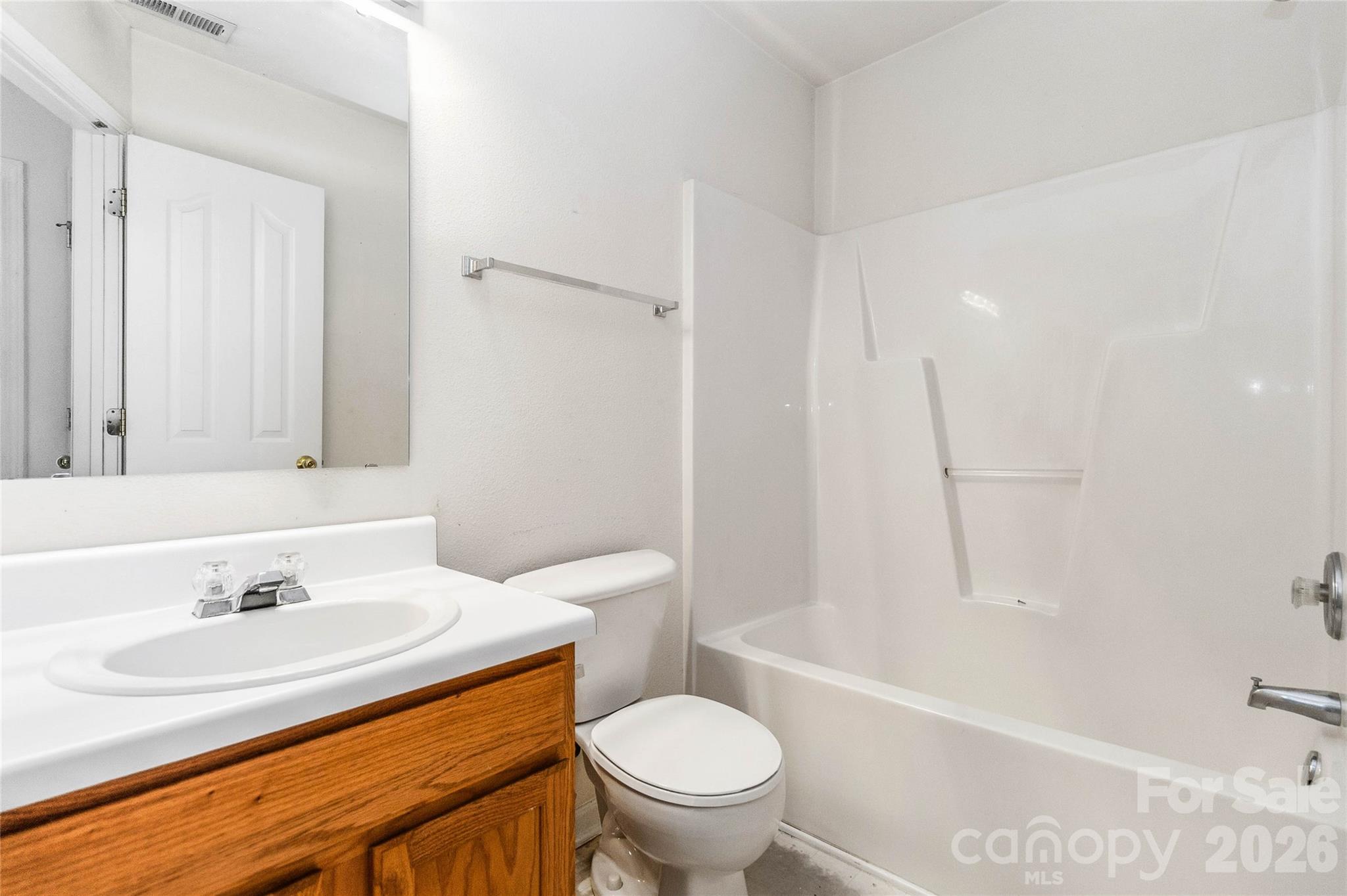 Photo 18 of 740 Aberdeen Glen Place, Charlotte, NC
