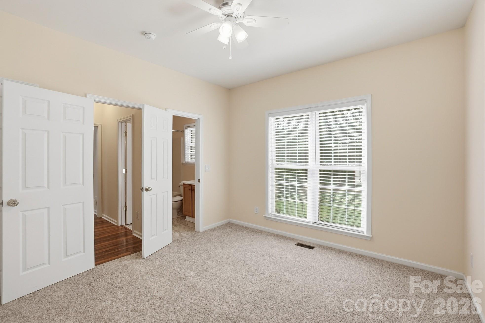 Photo 19 of 2940 Shady Reach Lane, Charlotte, NC