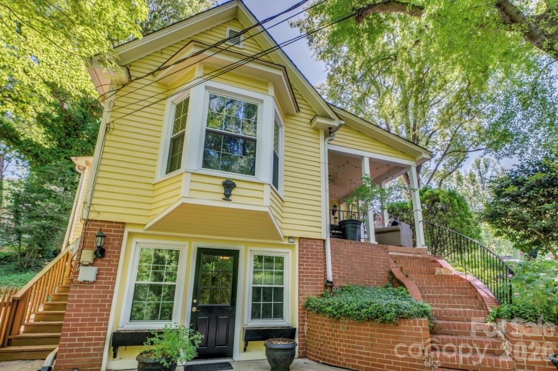 Photo 2 of 112 Kinwood Street, Morganton, NC