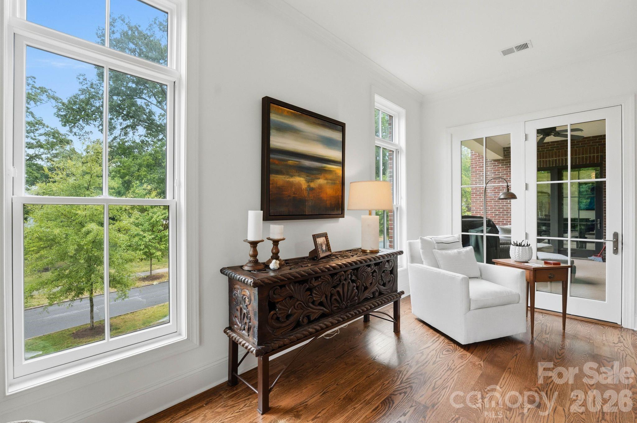 Photo 22 of 2312 Selwyn Avenue202, Charlotte, NC