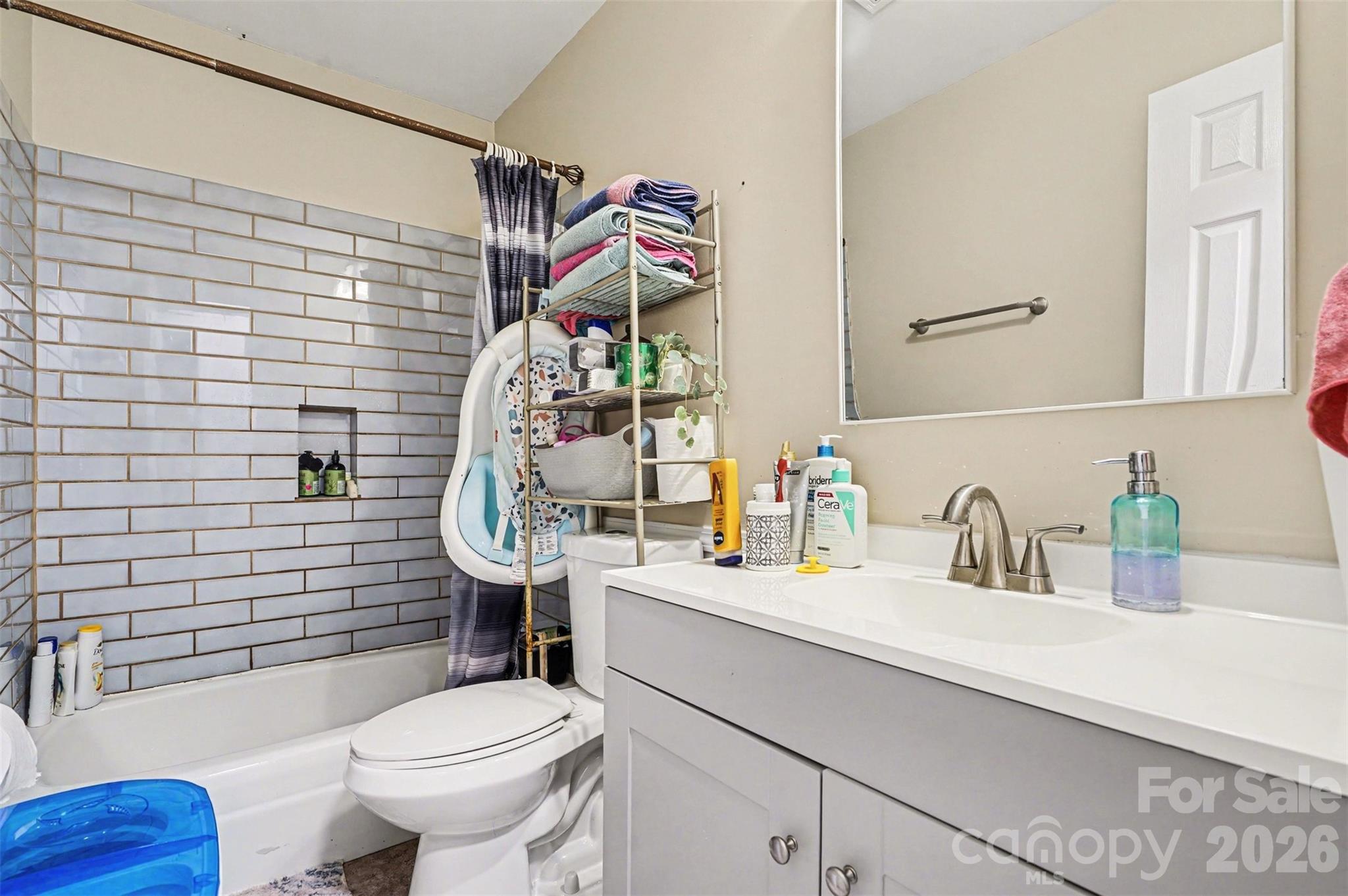 Photo 13 of 1236 Archdale Drive, Charlotte, NC