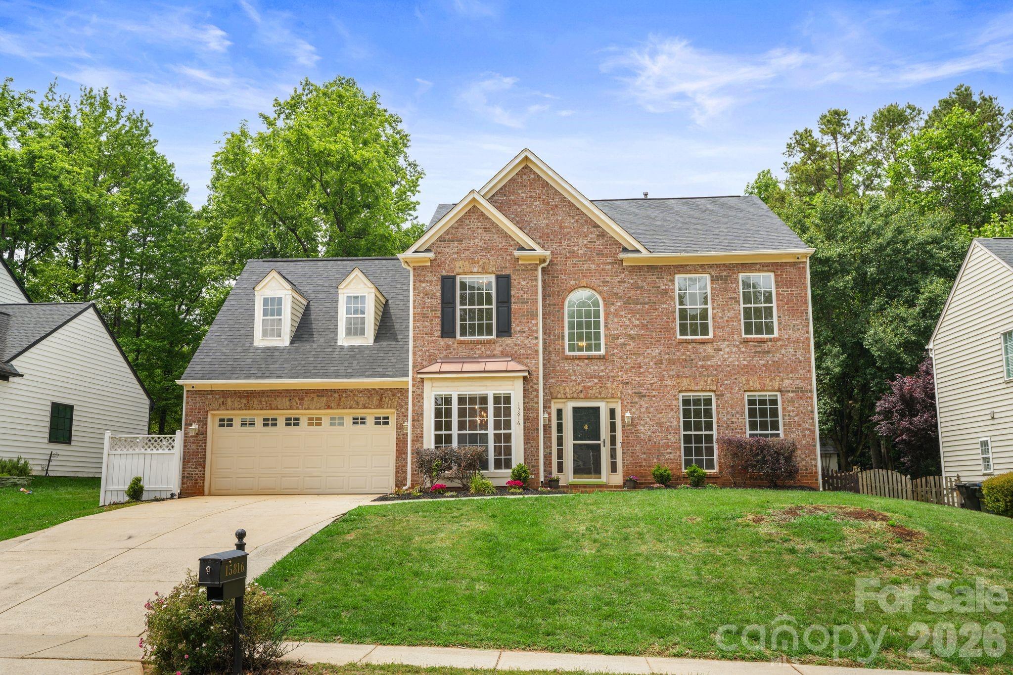 15816 Gathering Oaks Drive, Huntersville, NC