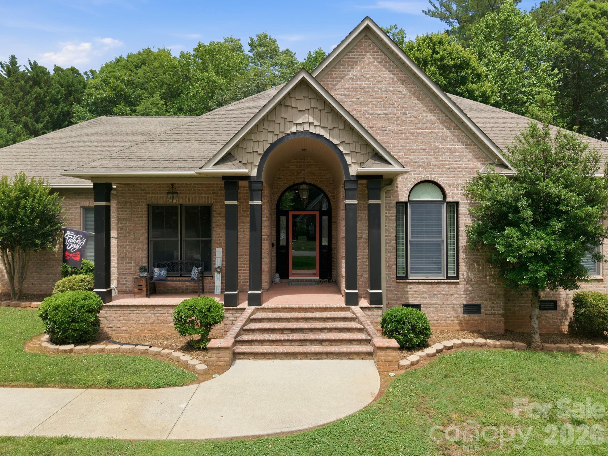 1705 29th Avenue Place NE, Hickory, NC